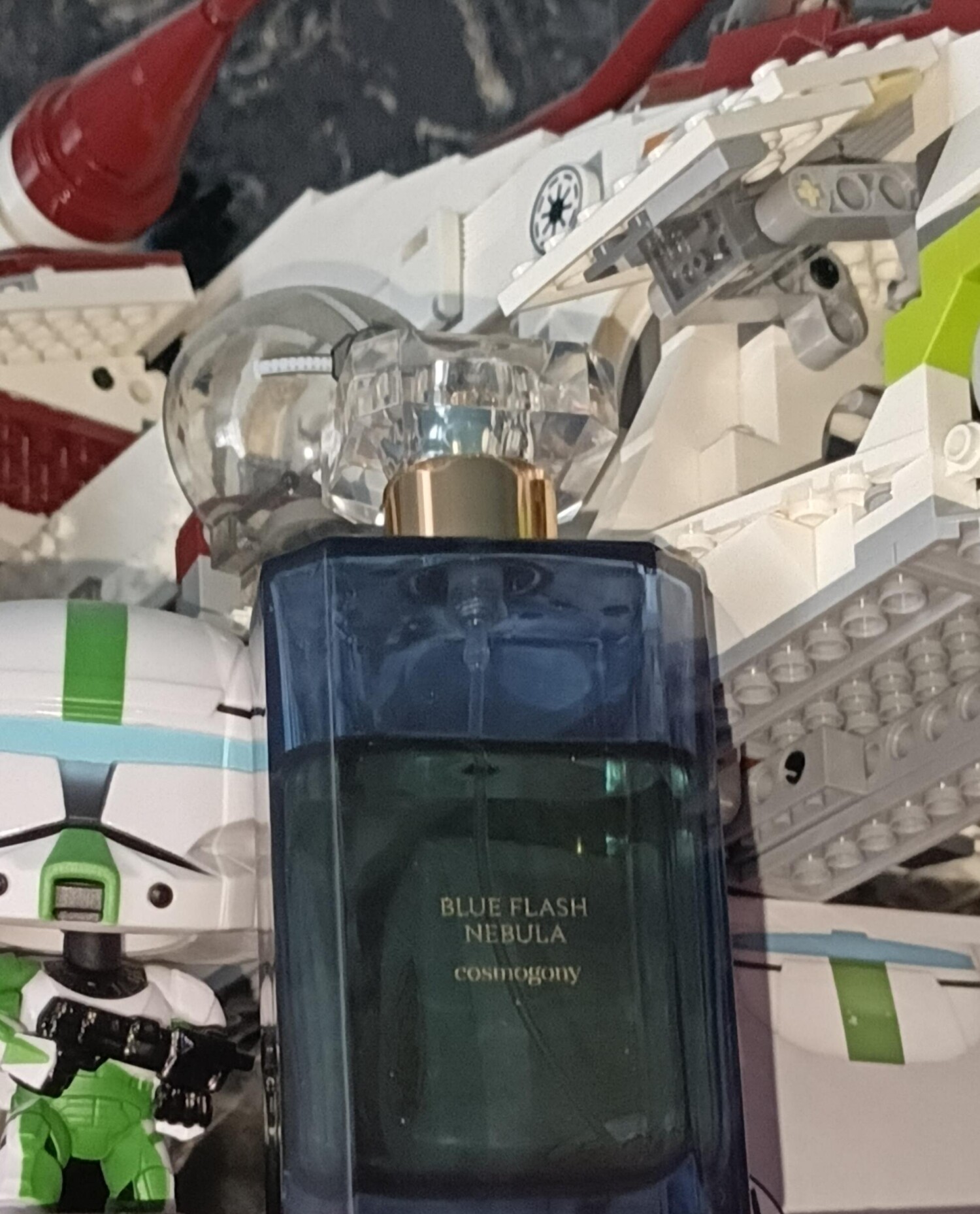 Blue Flash Cosmogony cologne - a new fragrance for men 2024