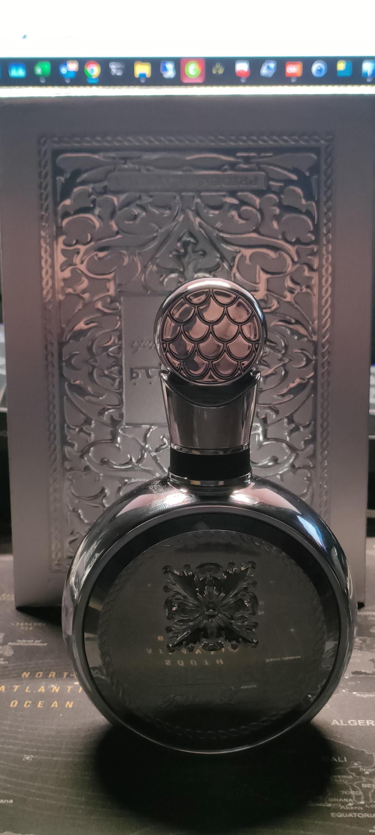 Fakhar Platin Lattafa Perfumes fragancia - una nuevo fragancia para Hombres y Mujeres 2025