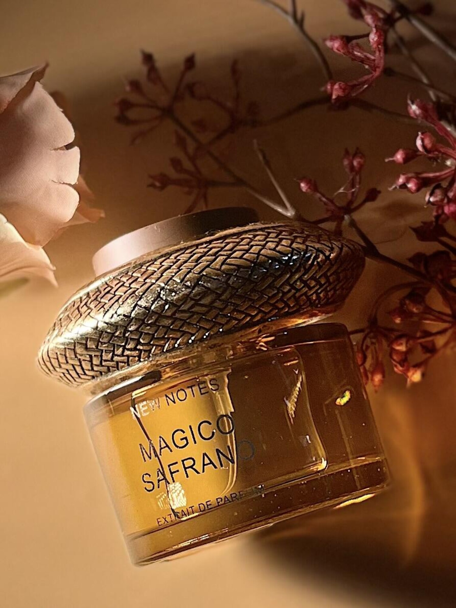 Magico Safrano New Notes Parfum - ein neues Parfum für Frauen und ...