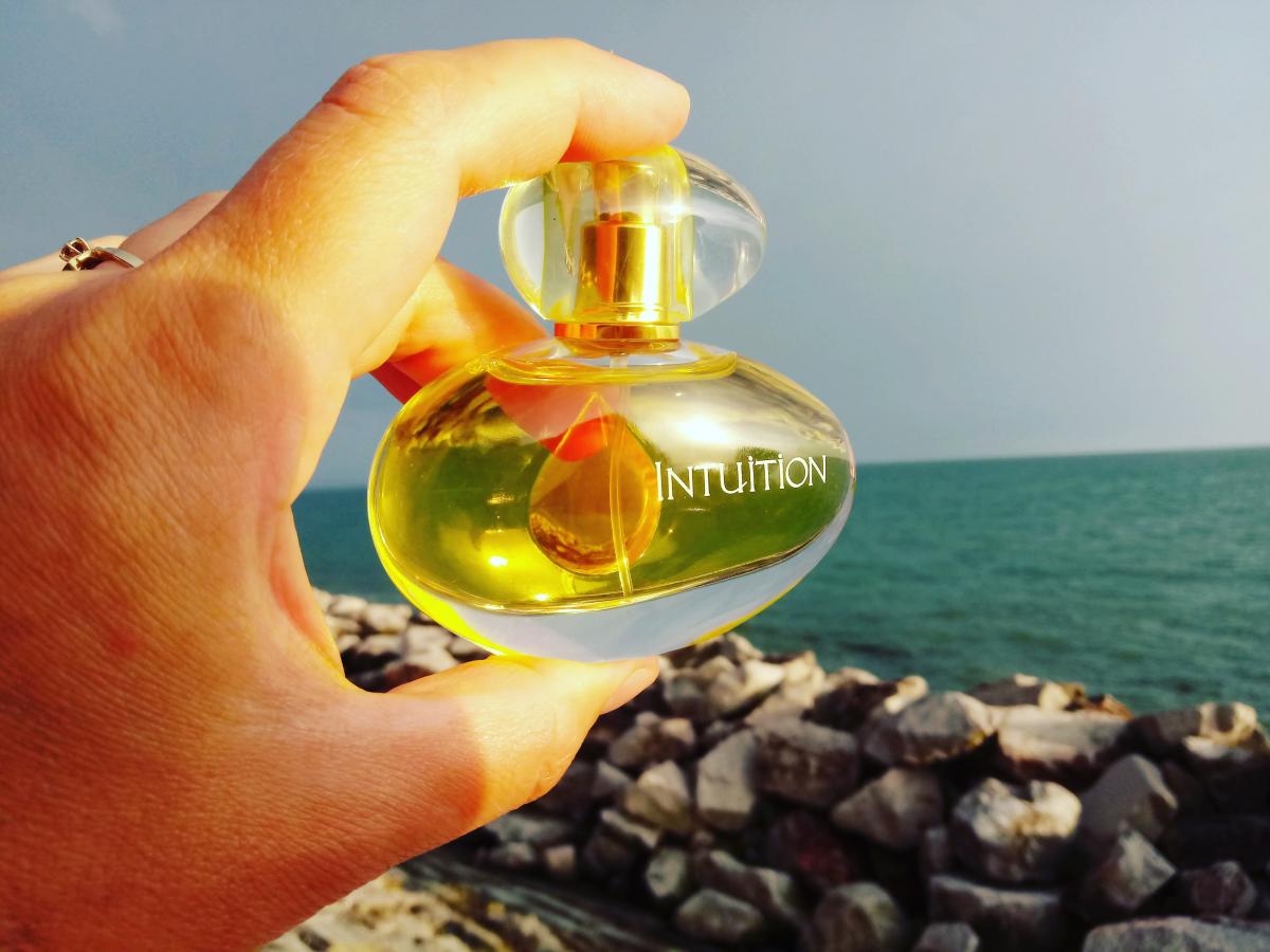 Intuition Estée Lauder perfume - a fragrance for women 2000