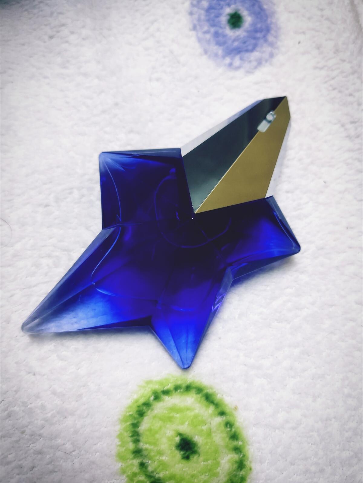 Angel Stellar Mugler parfem - novi parfem za žene 2025