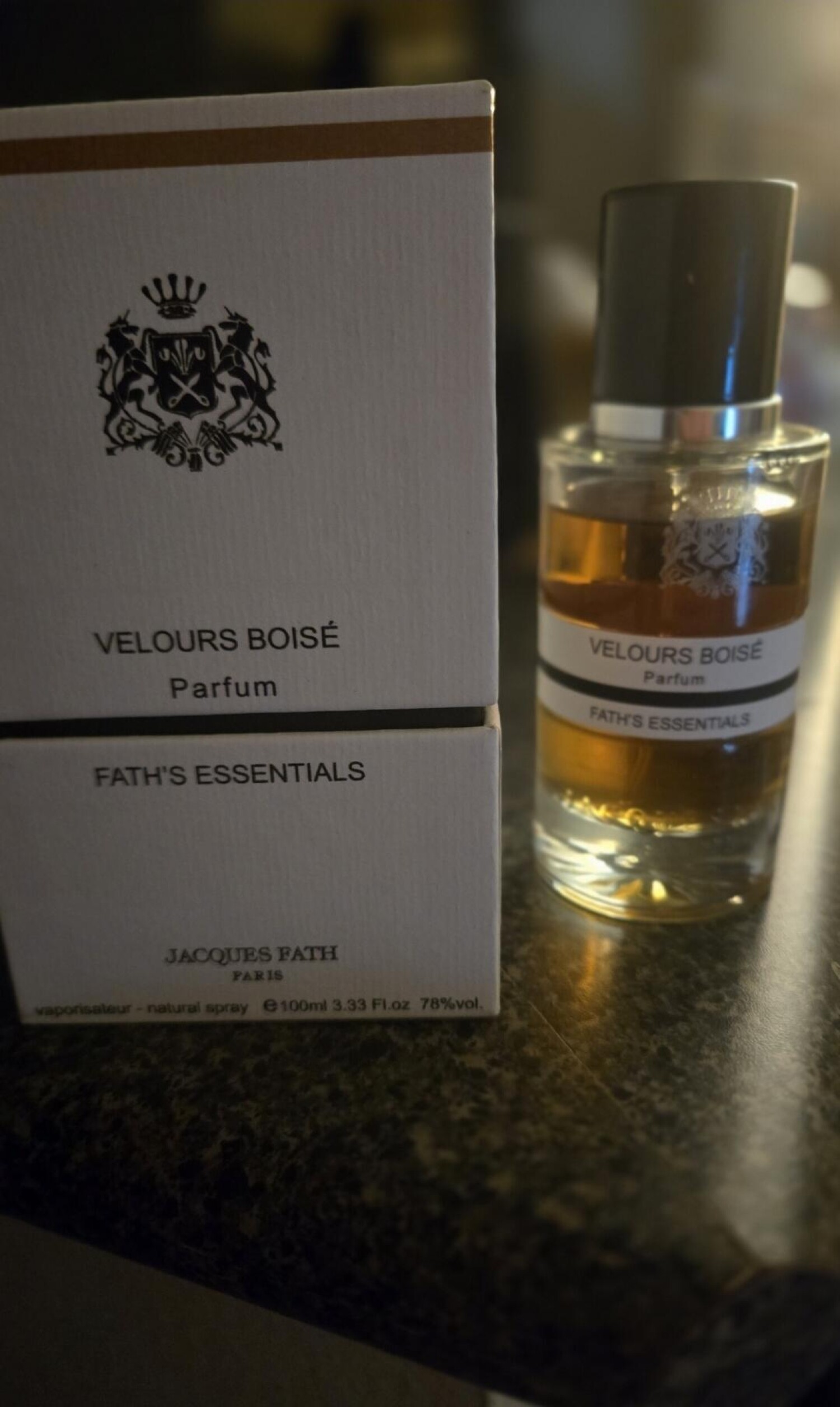 Velours Boisé Jacques Fath perfume - a fragrance for women and men 2018