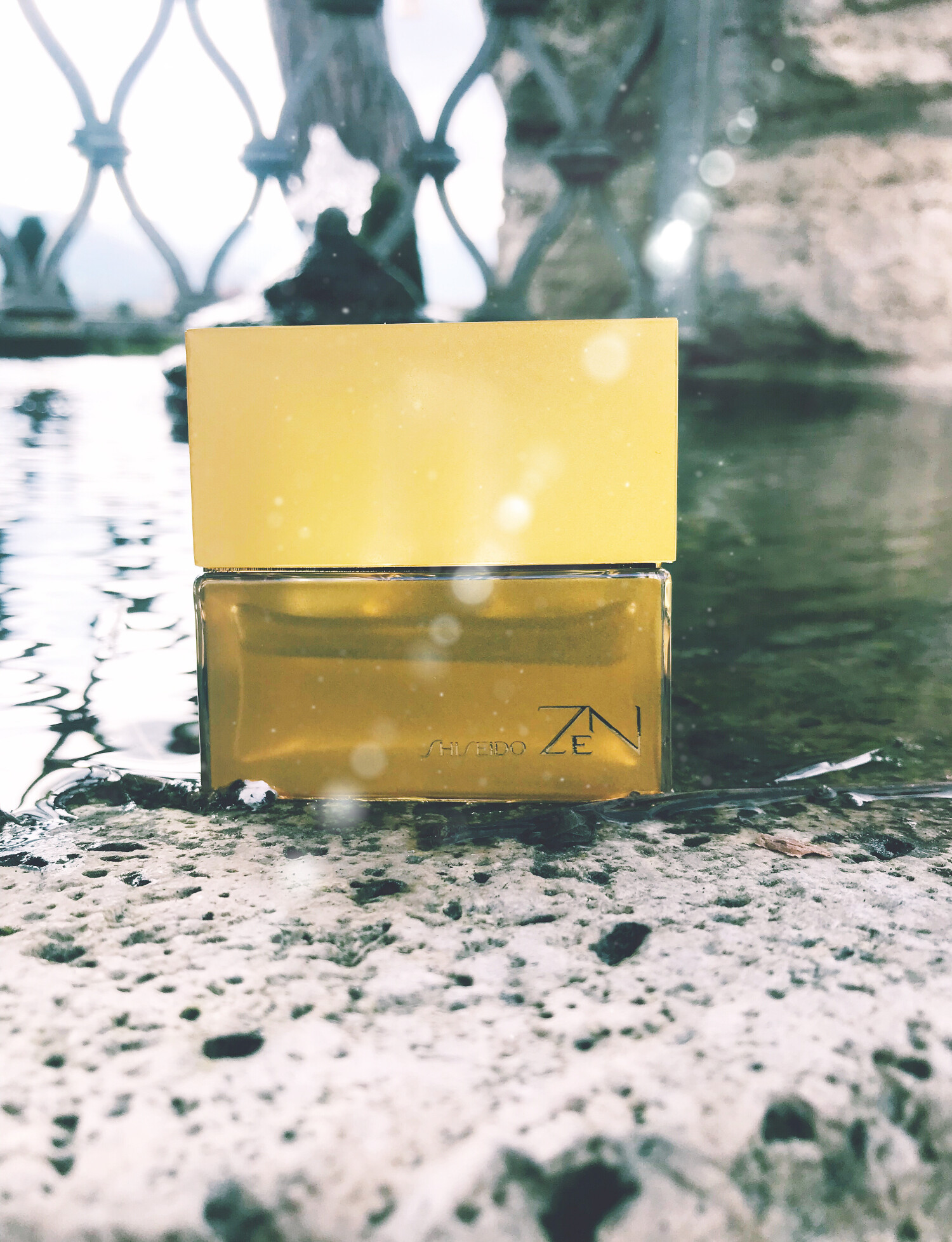 Zen Shiseido perfume - a fragrance for women 2007