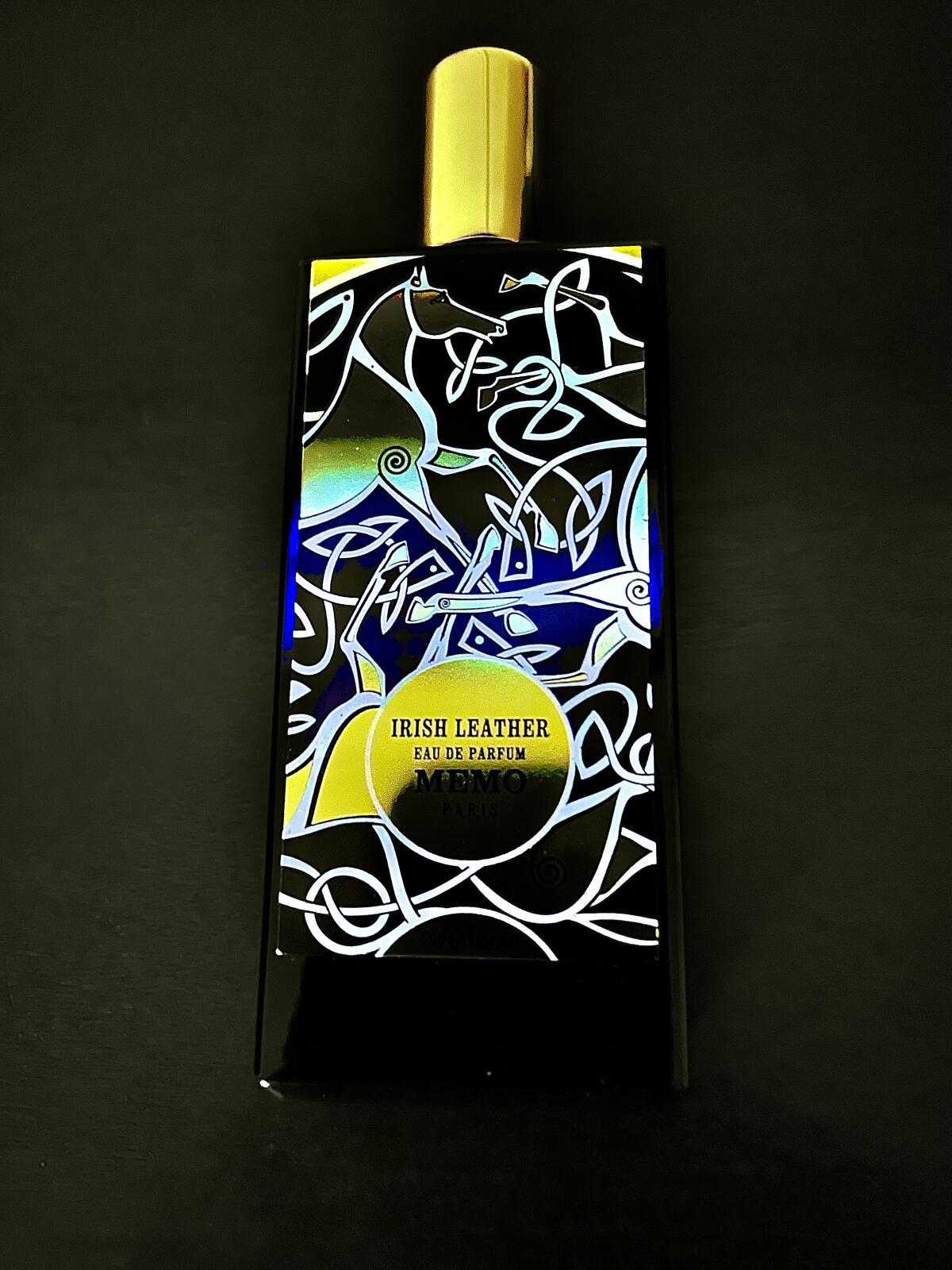 Irish Leather Memo Paris parfum - un parfum pour homme et femme 2013