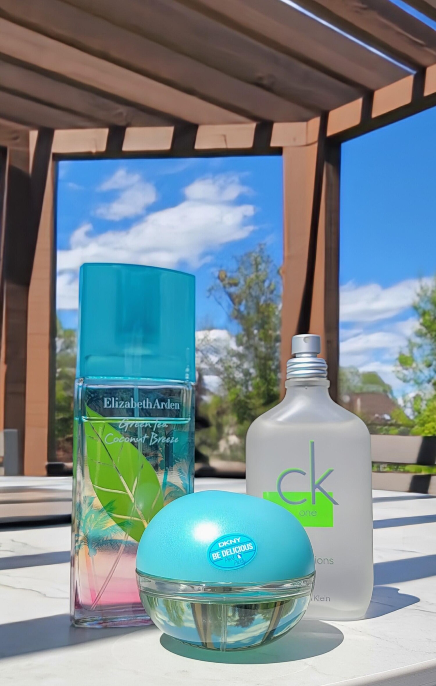 Green Tea Coconut Breeze Elizabeth Arden perfume - a fragrance for ...