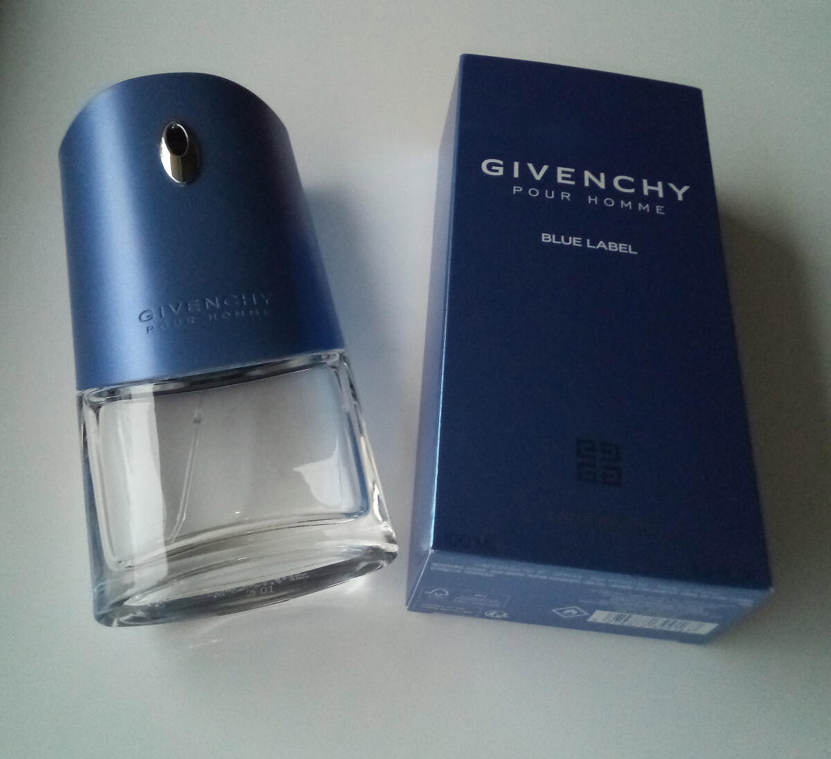 Givenchy pour Homme Blue Label Givenchy Cologne - un parfum pour homme 2004