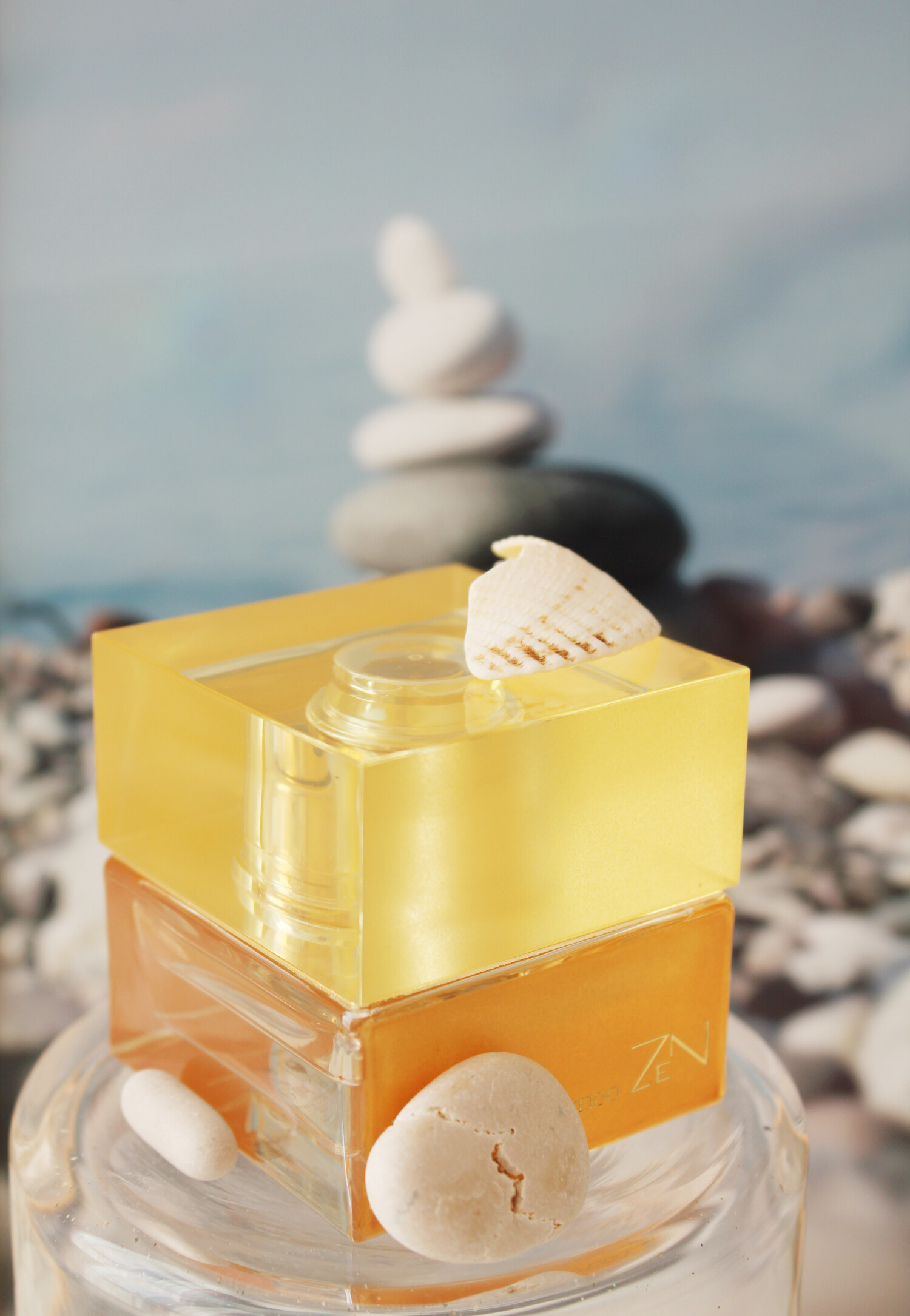 Zen Shiseido perfume - a fragrance for women 2007