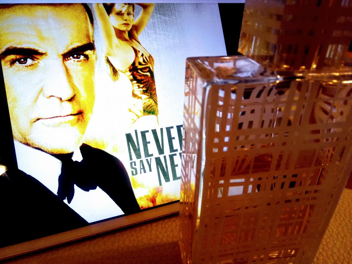 Burberry Brit Eau de Toilette Burberry аромат — аромат для женщин 2004