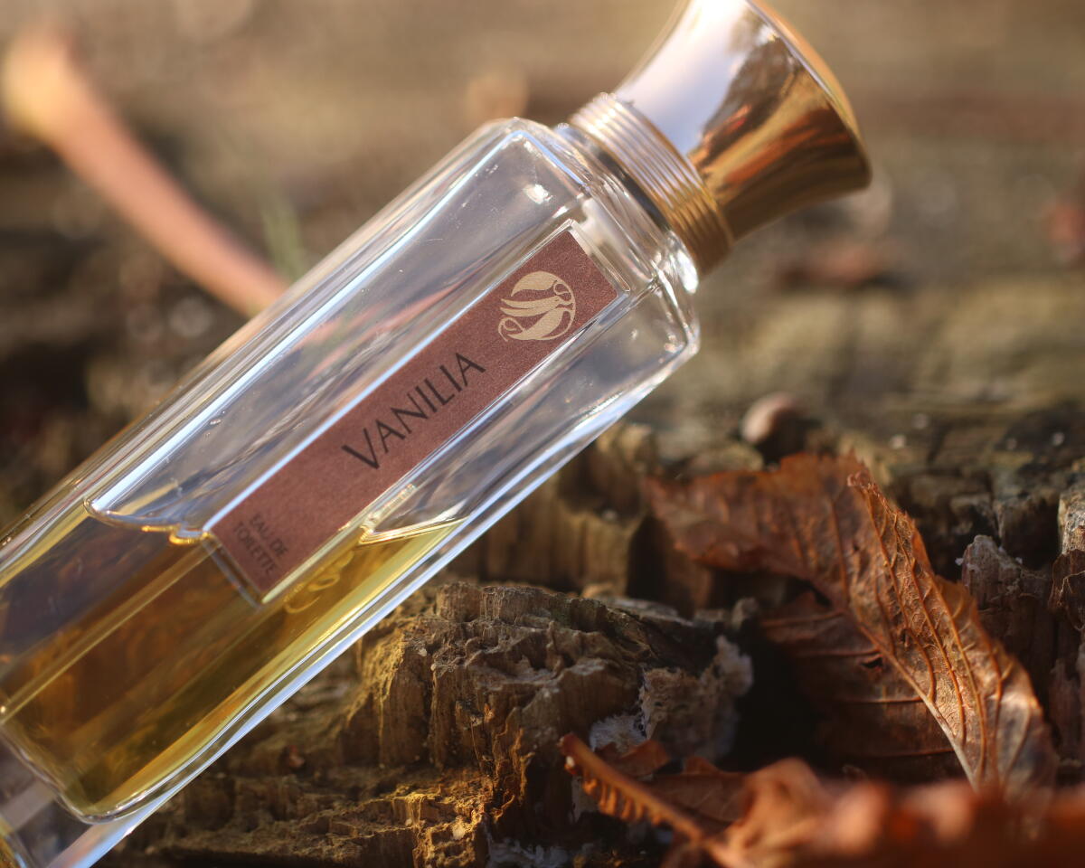 Vanilia L'Artisan Parfumeur perfume - a fragrance for women and men 1978