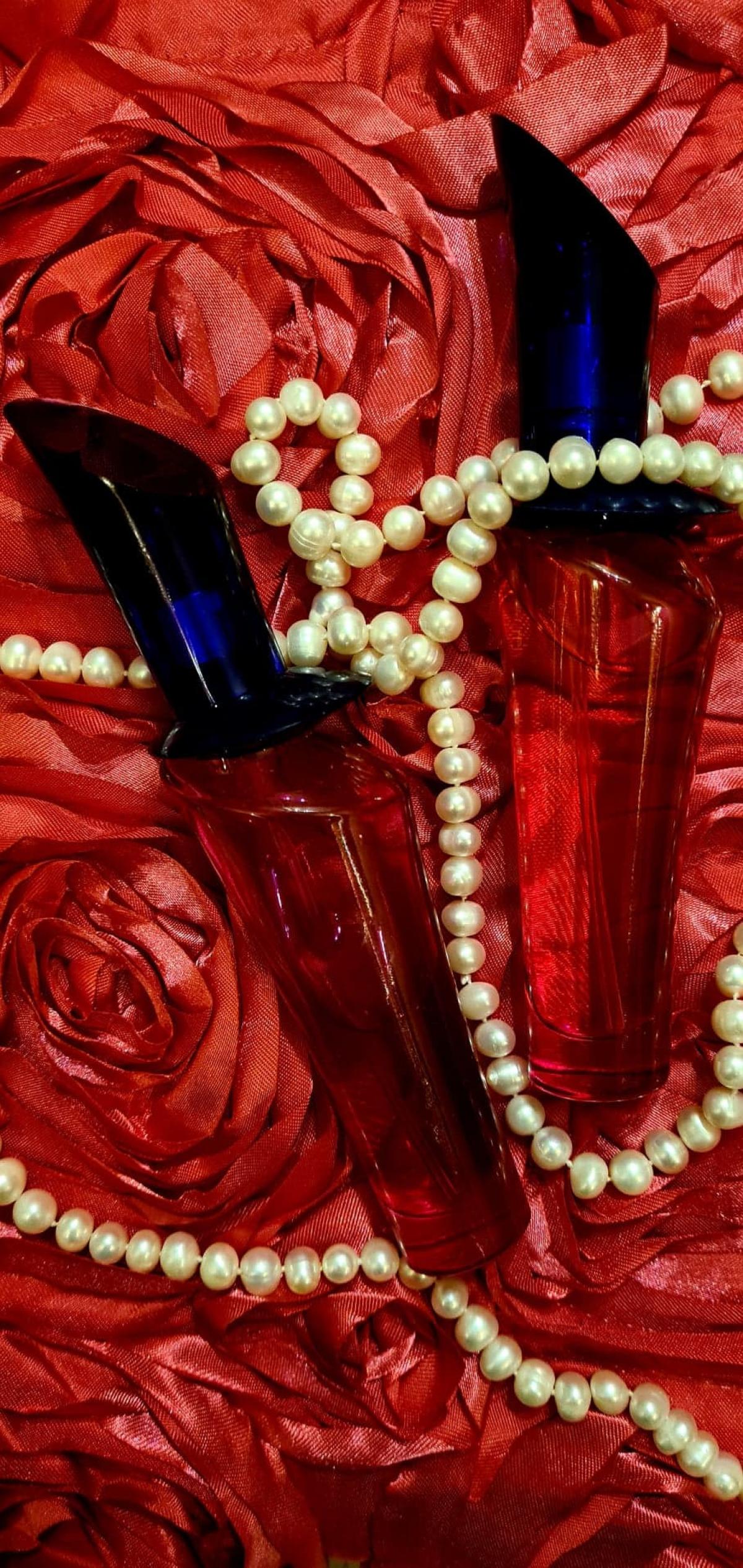 Rose by Cardin Pierre Cardin Parfum - ein es Parfum für Frauen 1990