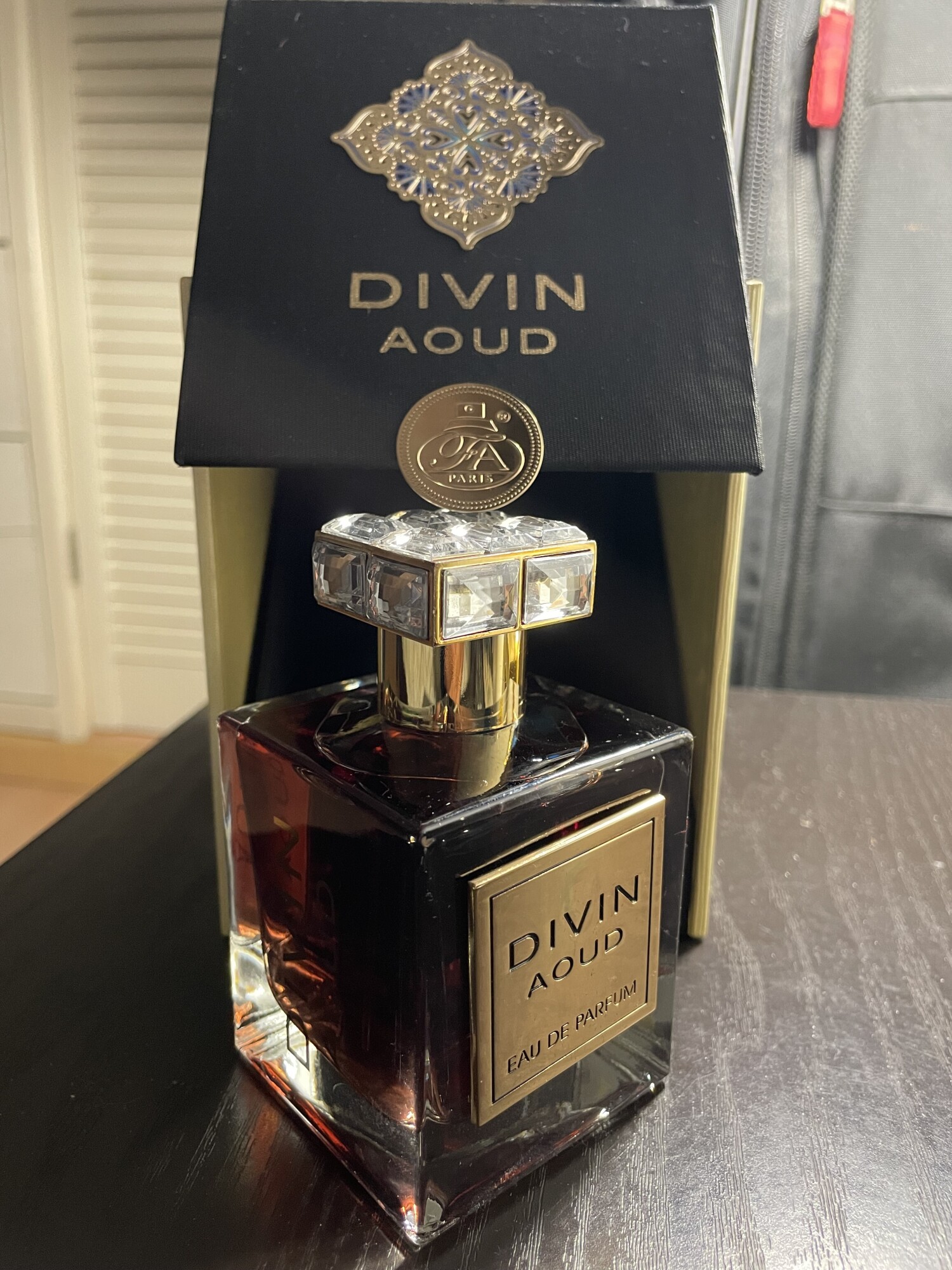 Divin Aoud Fragrance World perfume - a fragrance for women and men 2023