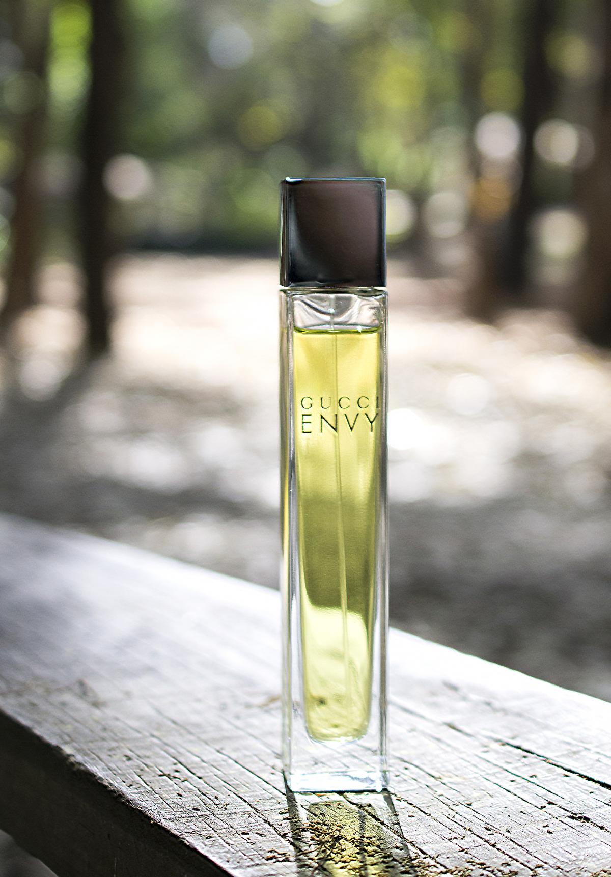Envy Gucci perfume - a fragrance for women 1997