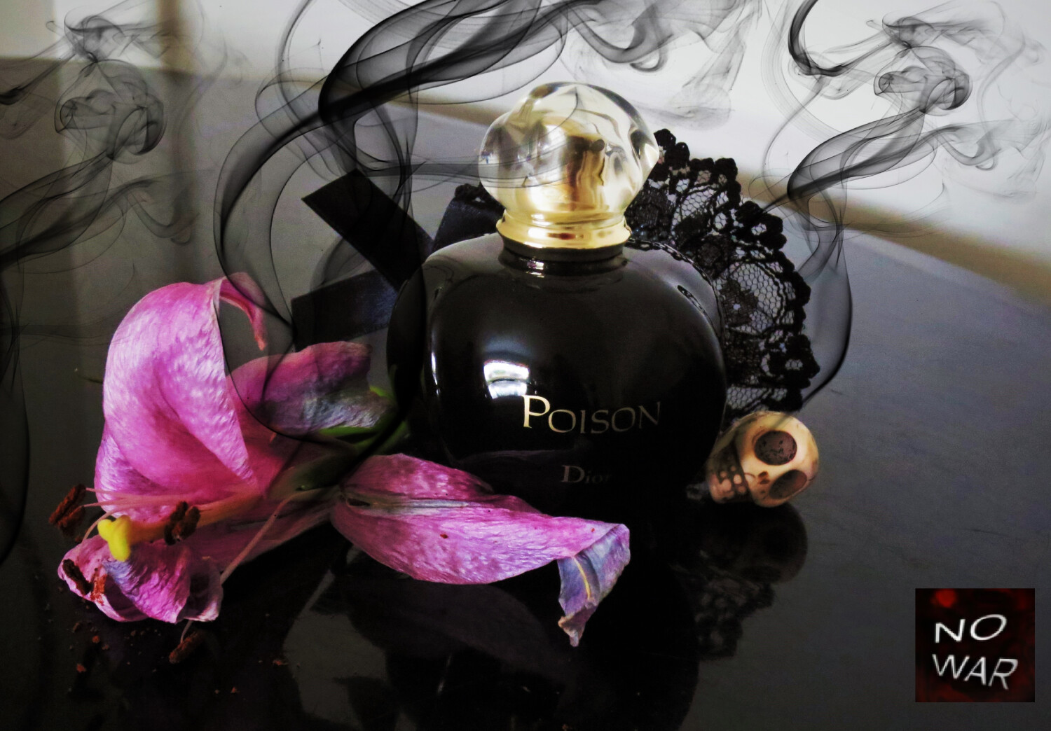 Poison Dior perfume - a fragrance for women 1985