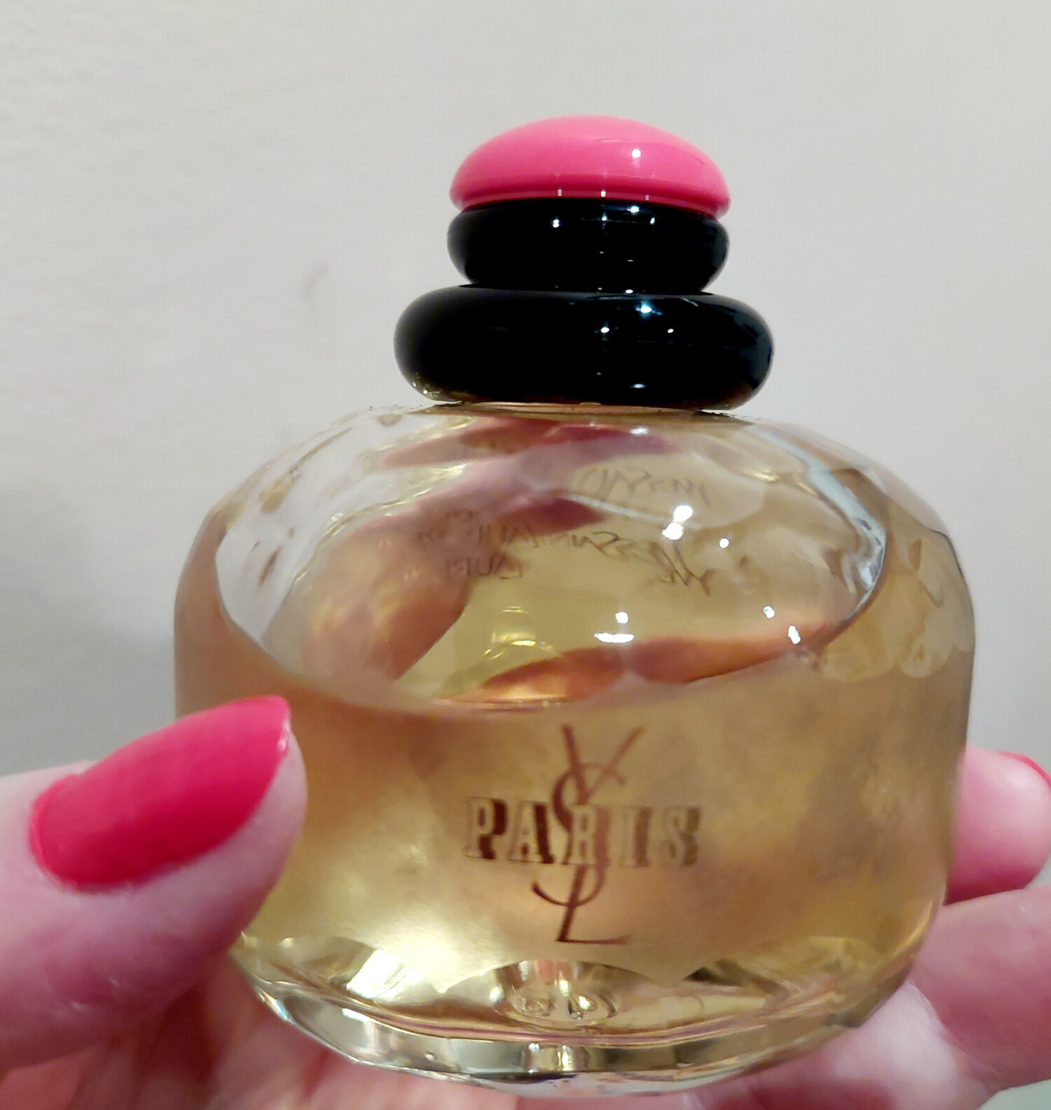 Paris Yves Saint Laurent perfume - a fragrance for women 1983