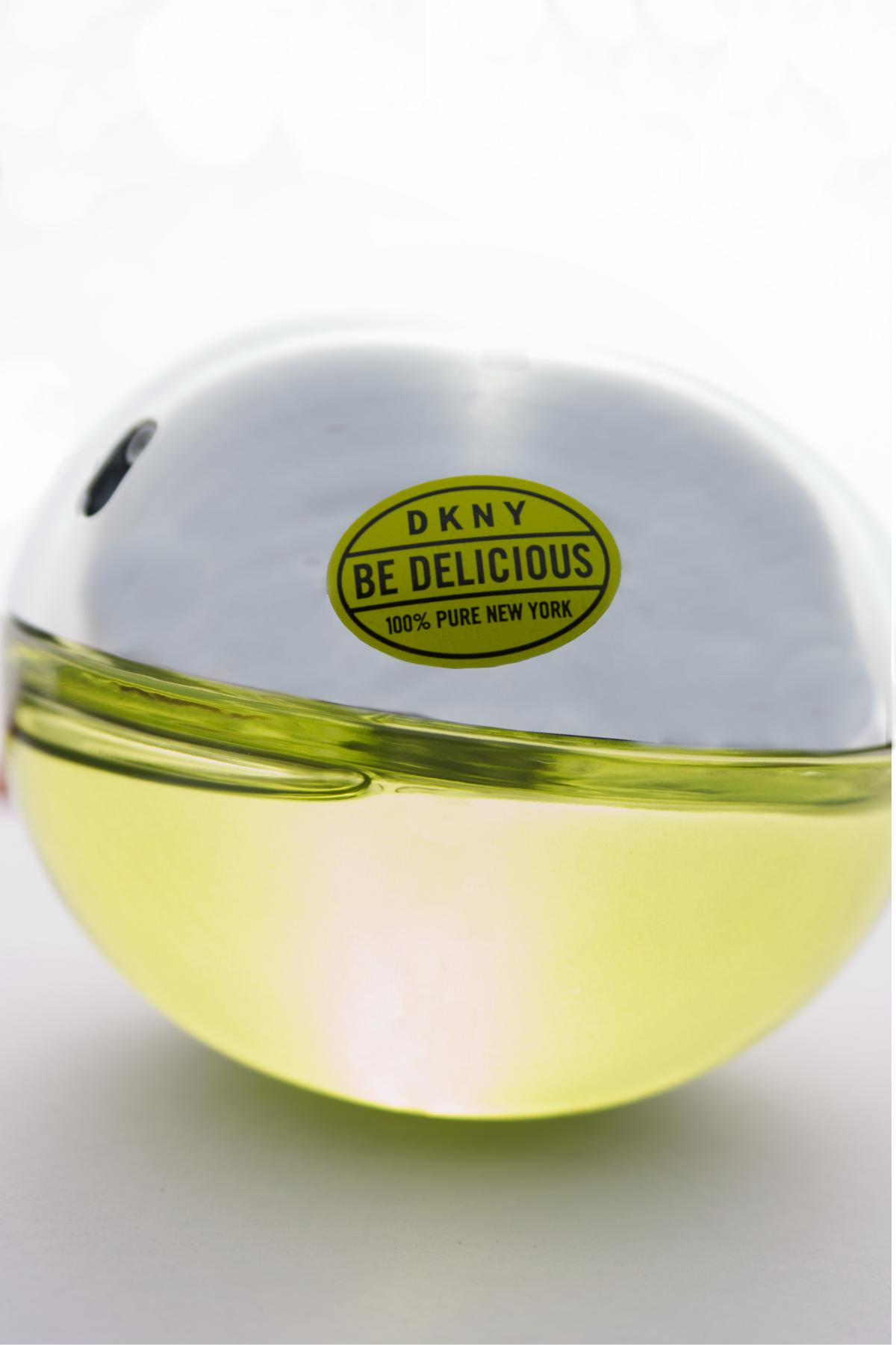DKNY Be Delicious Donna Karan perfume - a fragrance for women 2004