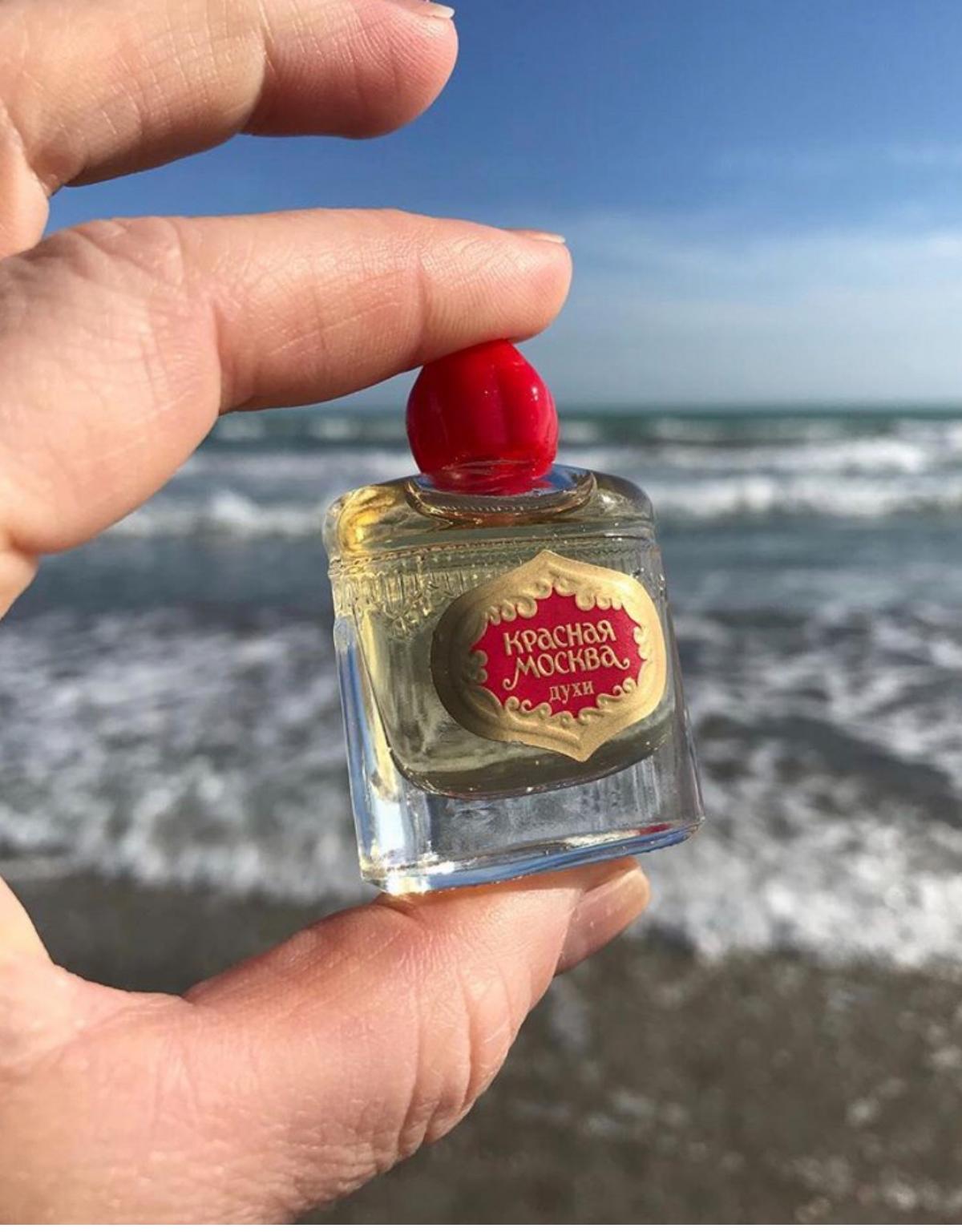 Red Moscow Krasnaya Moskva Nouvelle Etoile – Новая Заря perfume - a ...