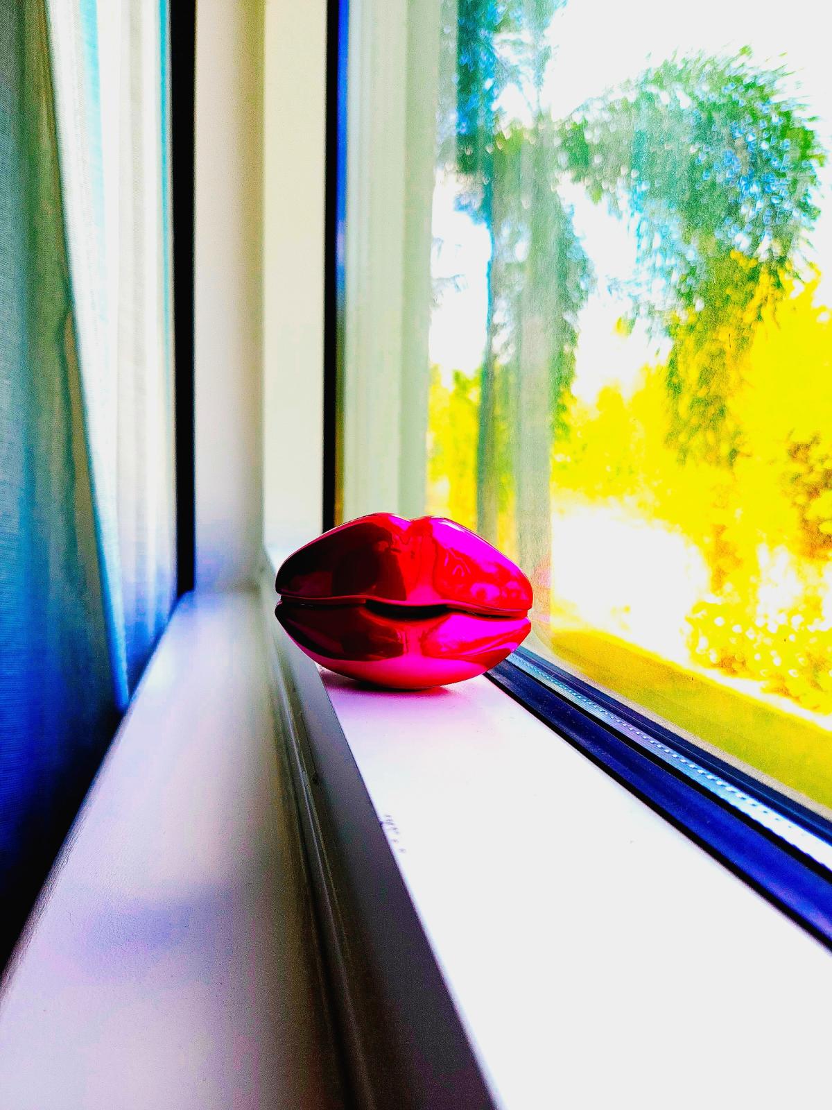 Pink Lips KKW Fragrance perfume - a fragrance for women 2019