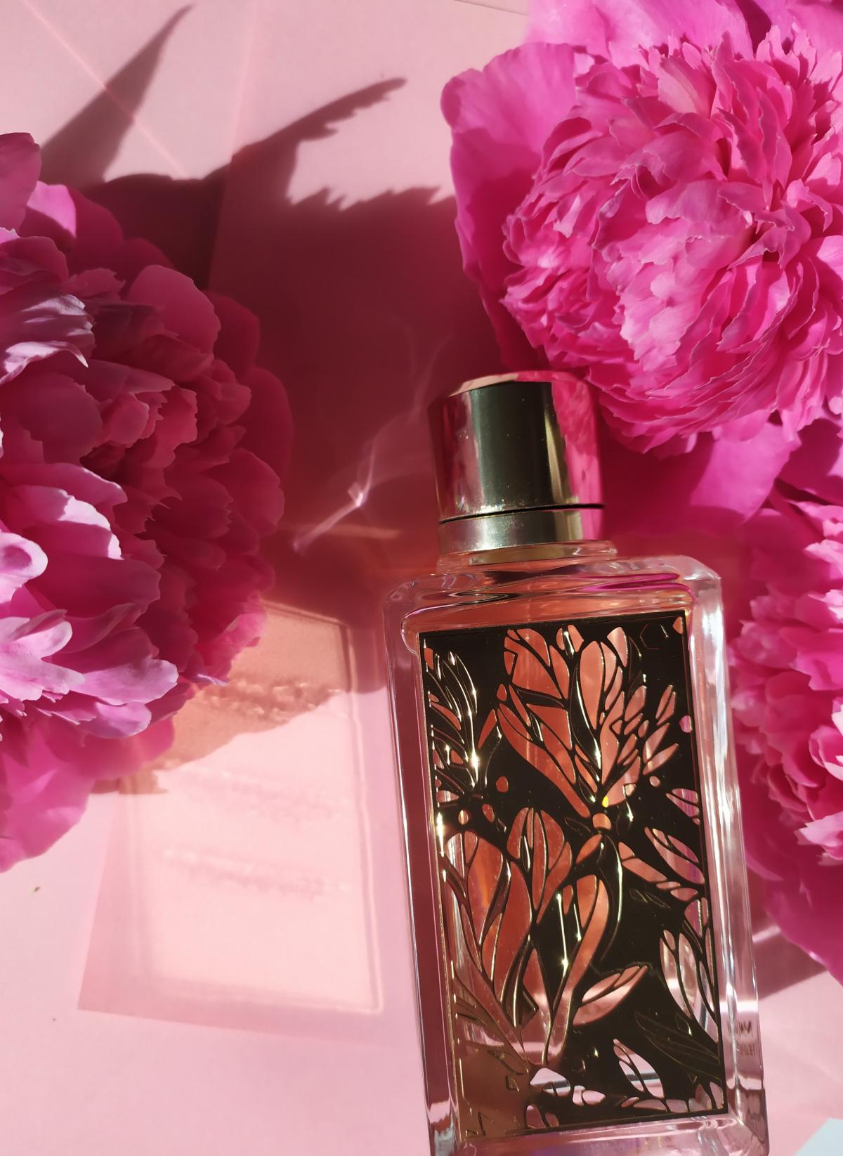Magnolia Rosae Lancôme perfume - a fragrance for women 2019