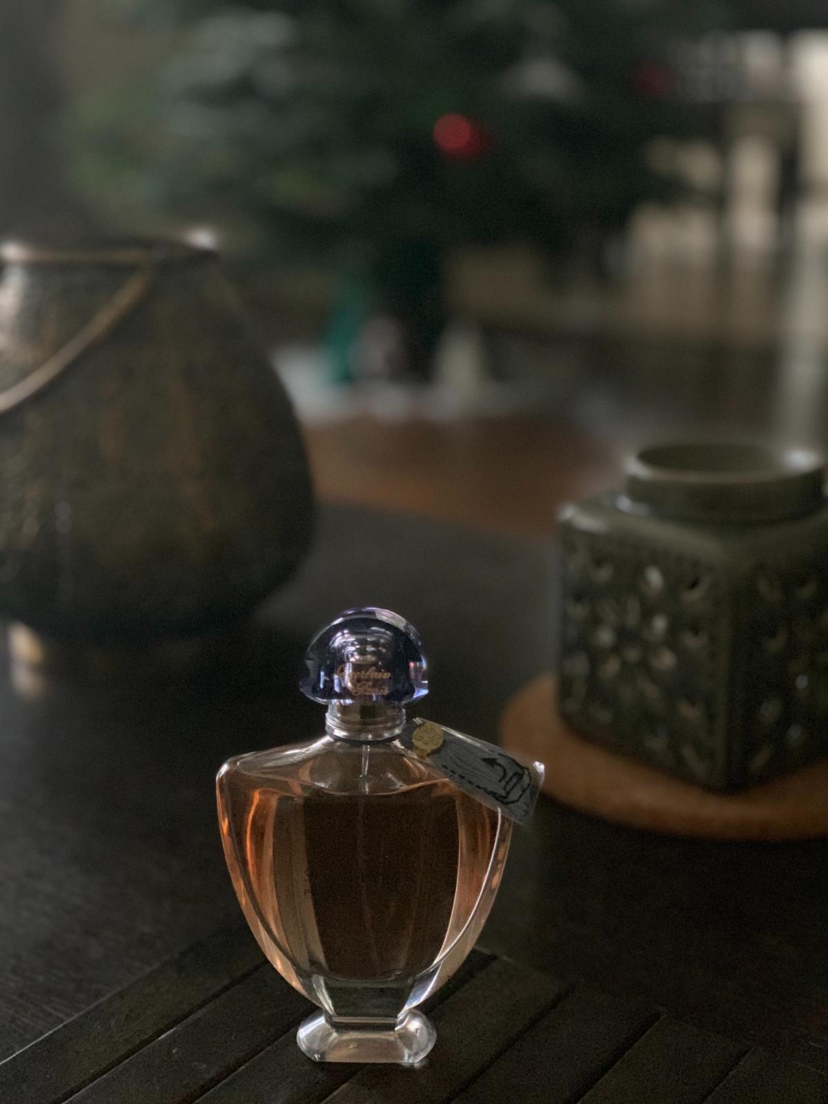 Shalimar Parfum Initial Guerlain perfume - a fragrance for women 2011