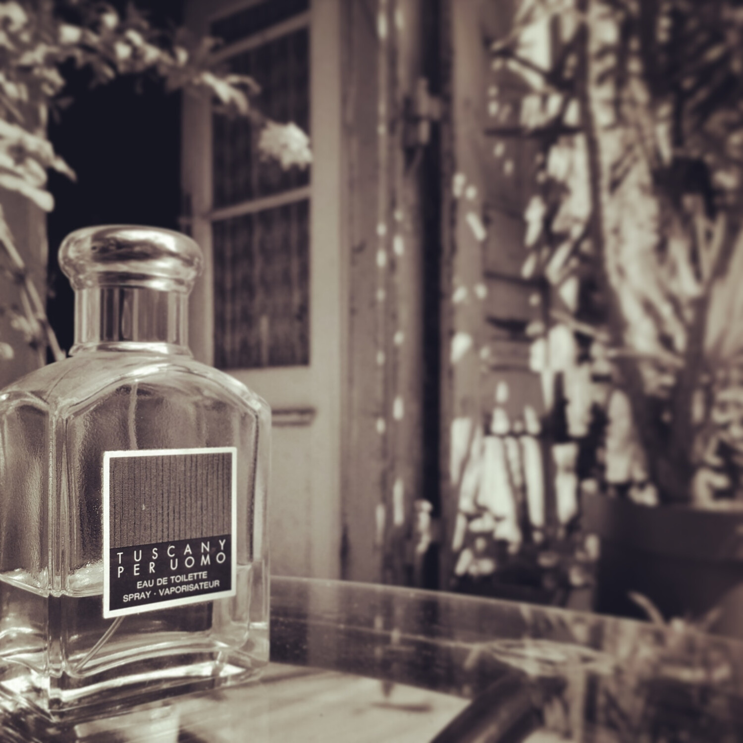 Tuscany Per Uomo Aramis cologne - a fragrance for men 1984