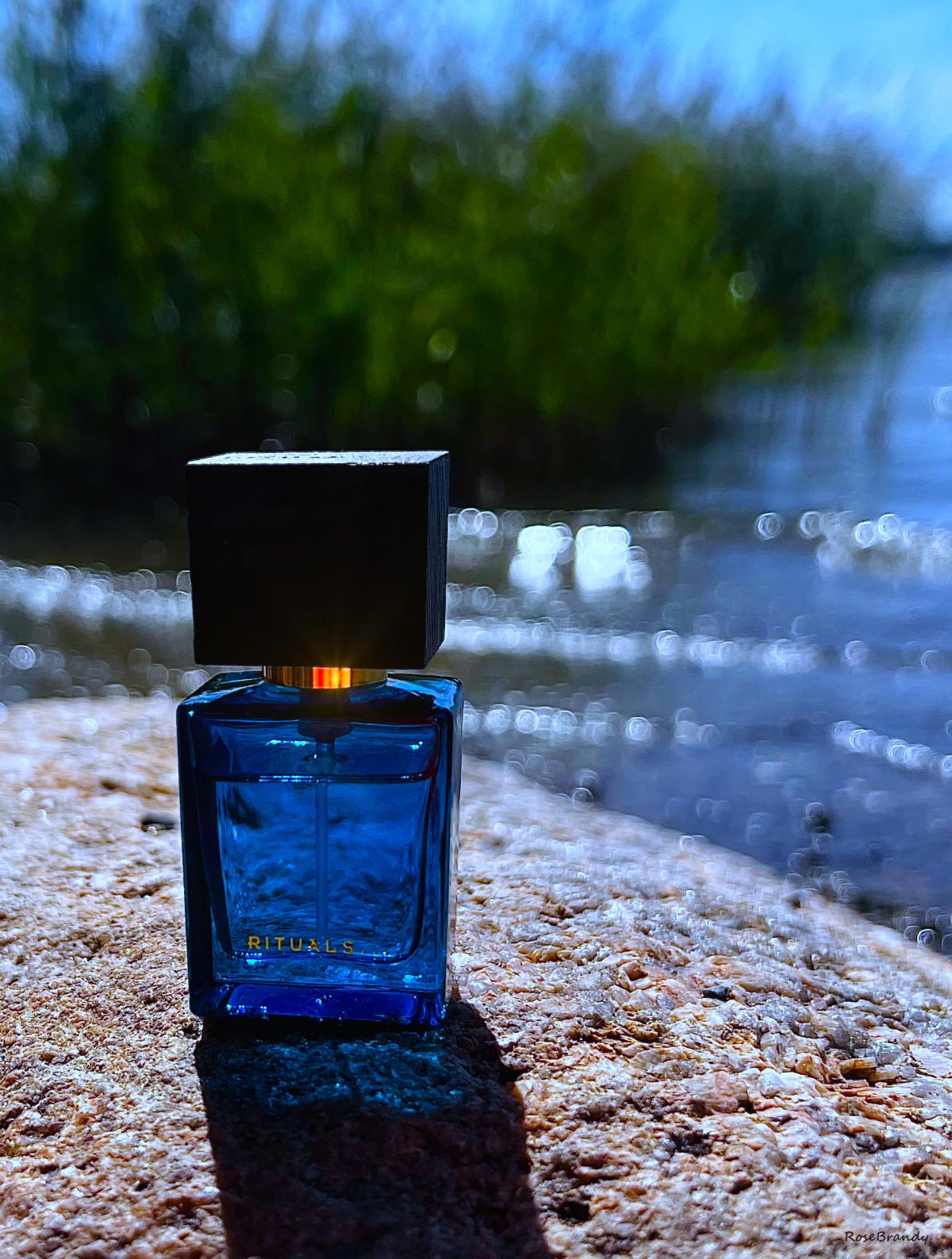 Bleu Byzantin Rituals perfume - a fragrance for women and men 2015