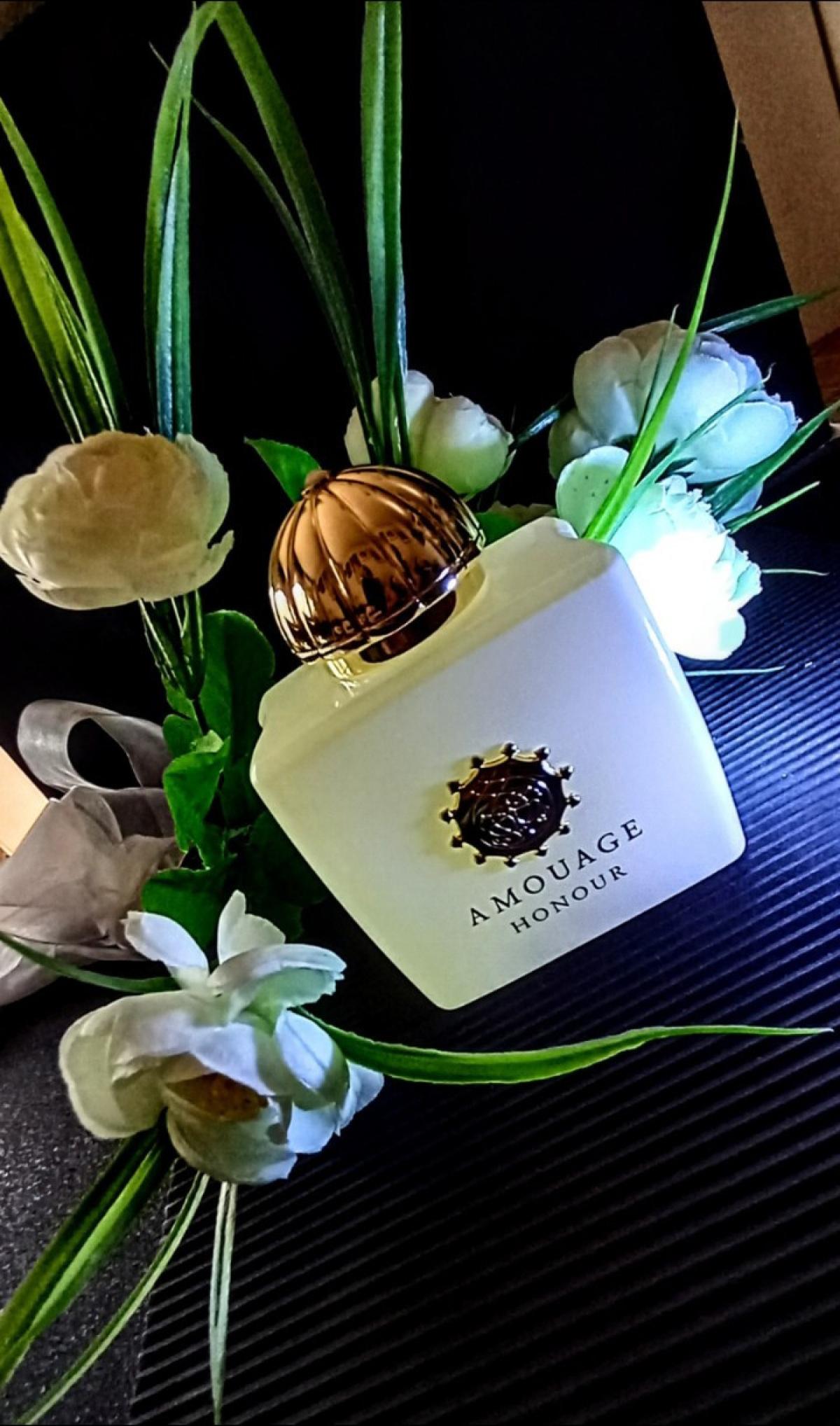 Honour Woman Amouage perfume - a fragrance for women 2011