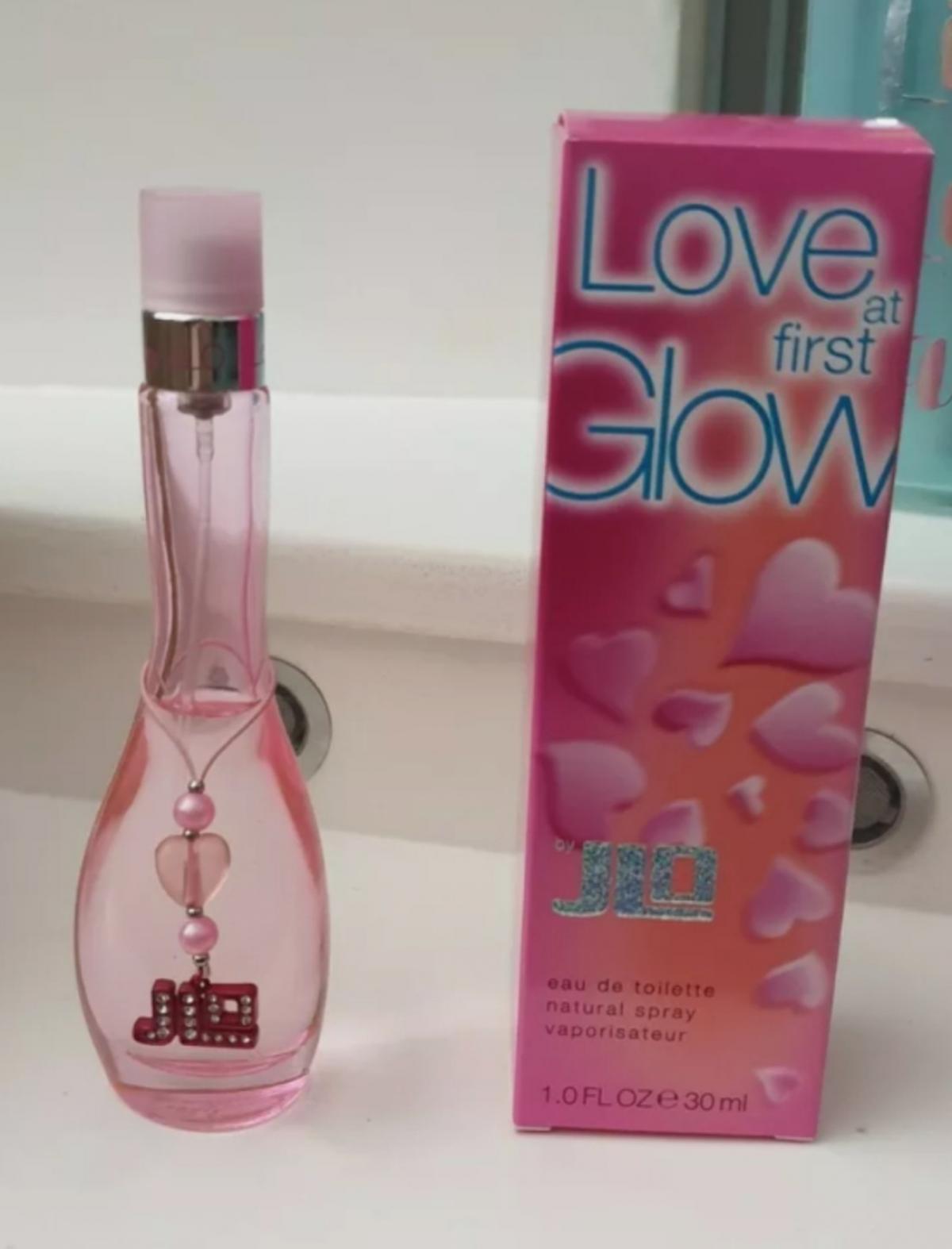 Love at First Glow Jennifer Lopez perfume - a fragrance for women 2005