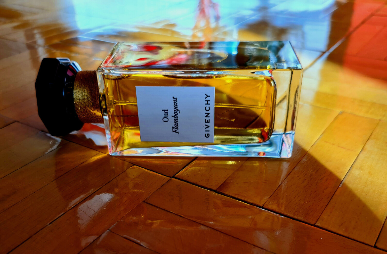 Oud Flamboyant Givenchy perfume - a fragrance for women and men 2014