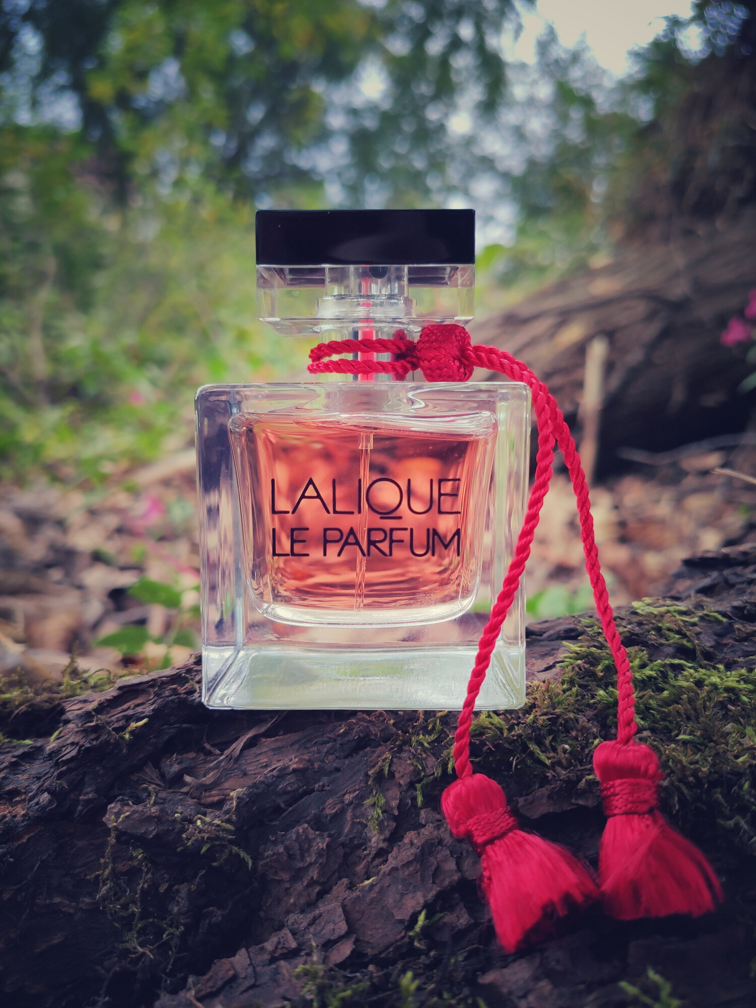 Lalique Le Parfum Lalique fragancia - una fragancia para Mujeres 2005