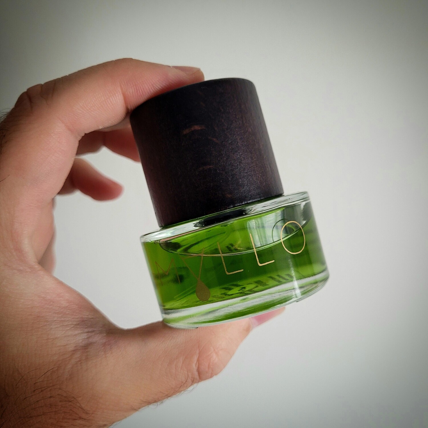 VAR Mallo perfume - a new fragrance for women and men 2025