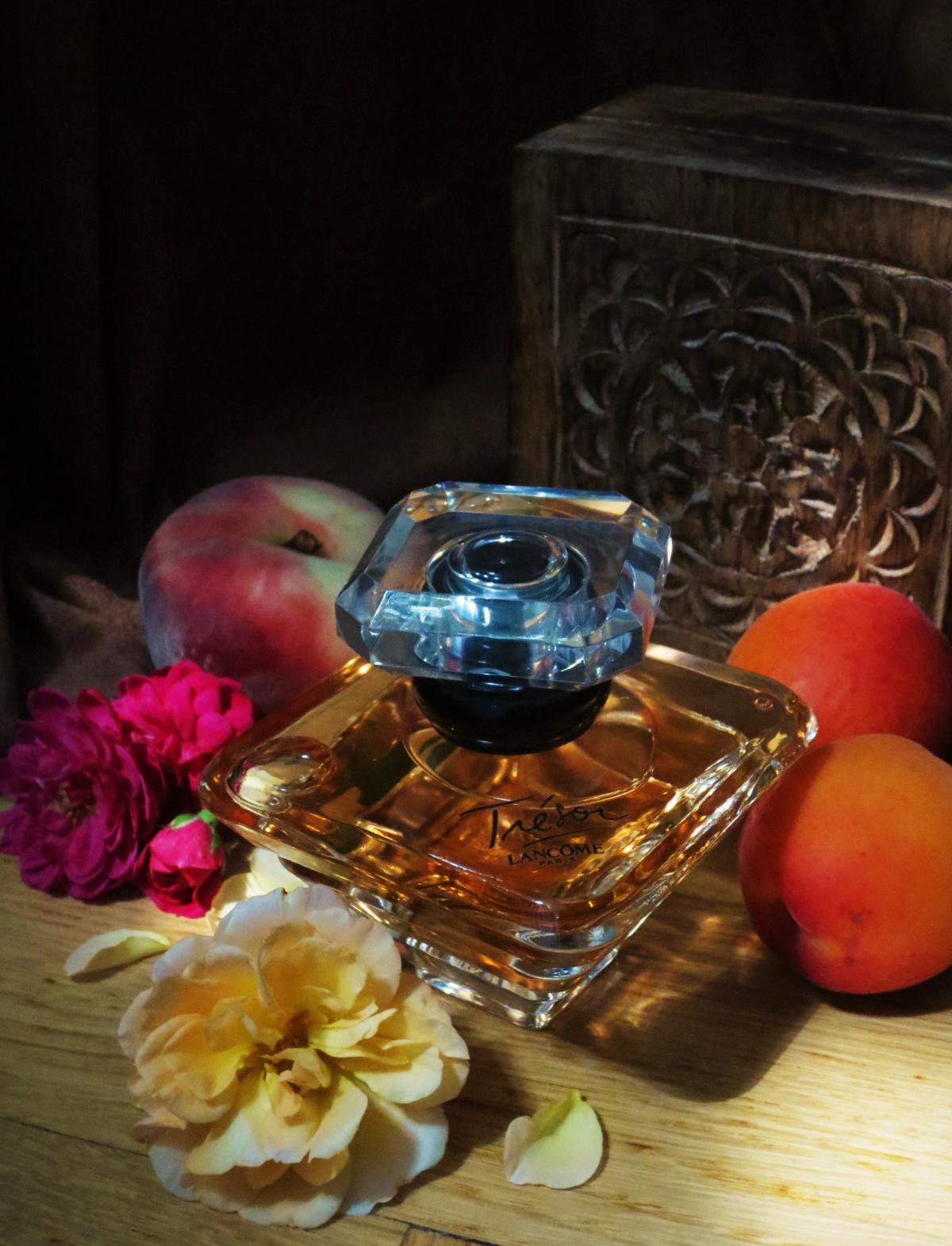 Trésor Lancôme perfume - a fragrance for women 1990