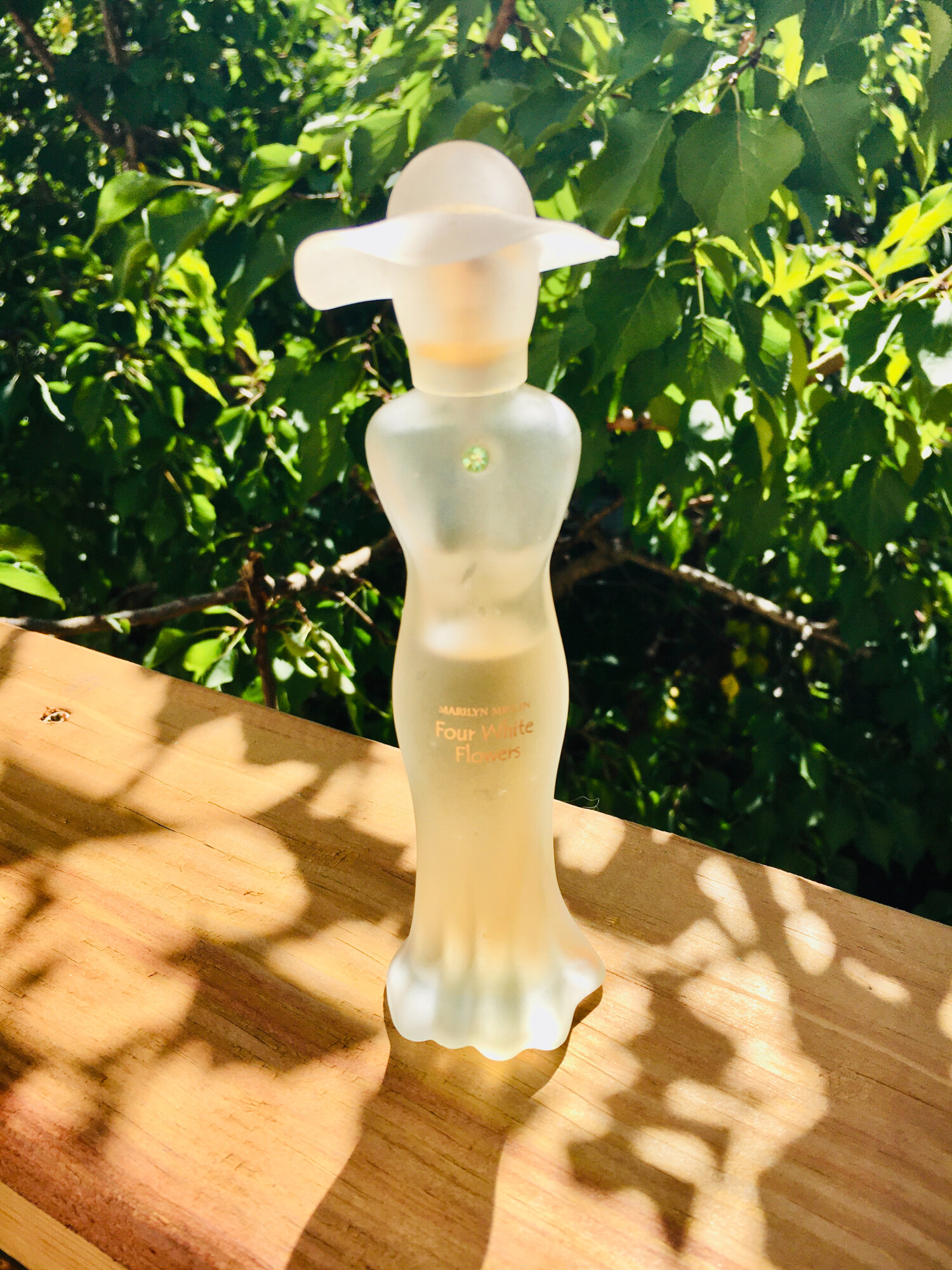 Four White Flowers Marilyn Miglin perfumy - to perfumy dla kobiet