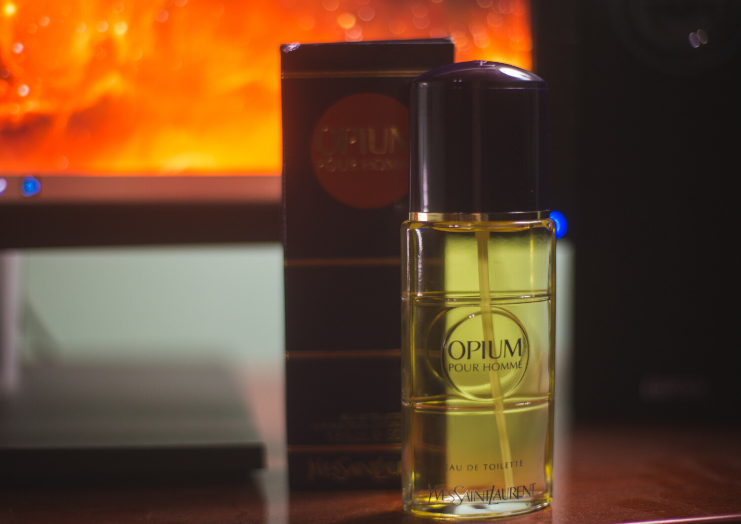 Opium Pour Homme Yves Saint Laurent cologne - a fragrance for men 1995
