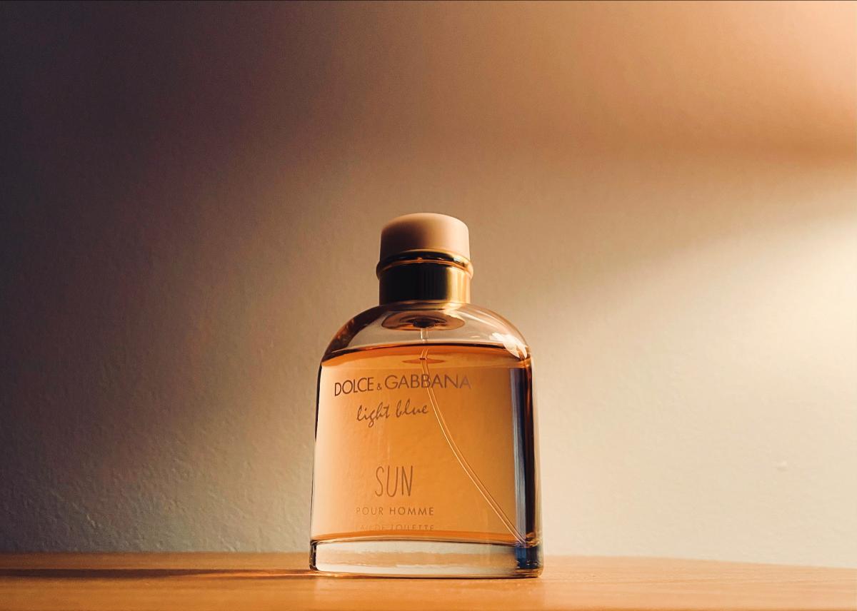 Light Blue Sun Pour Homme Dolce&Gabbana cologne - a fragrance for men 2019