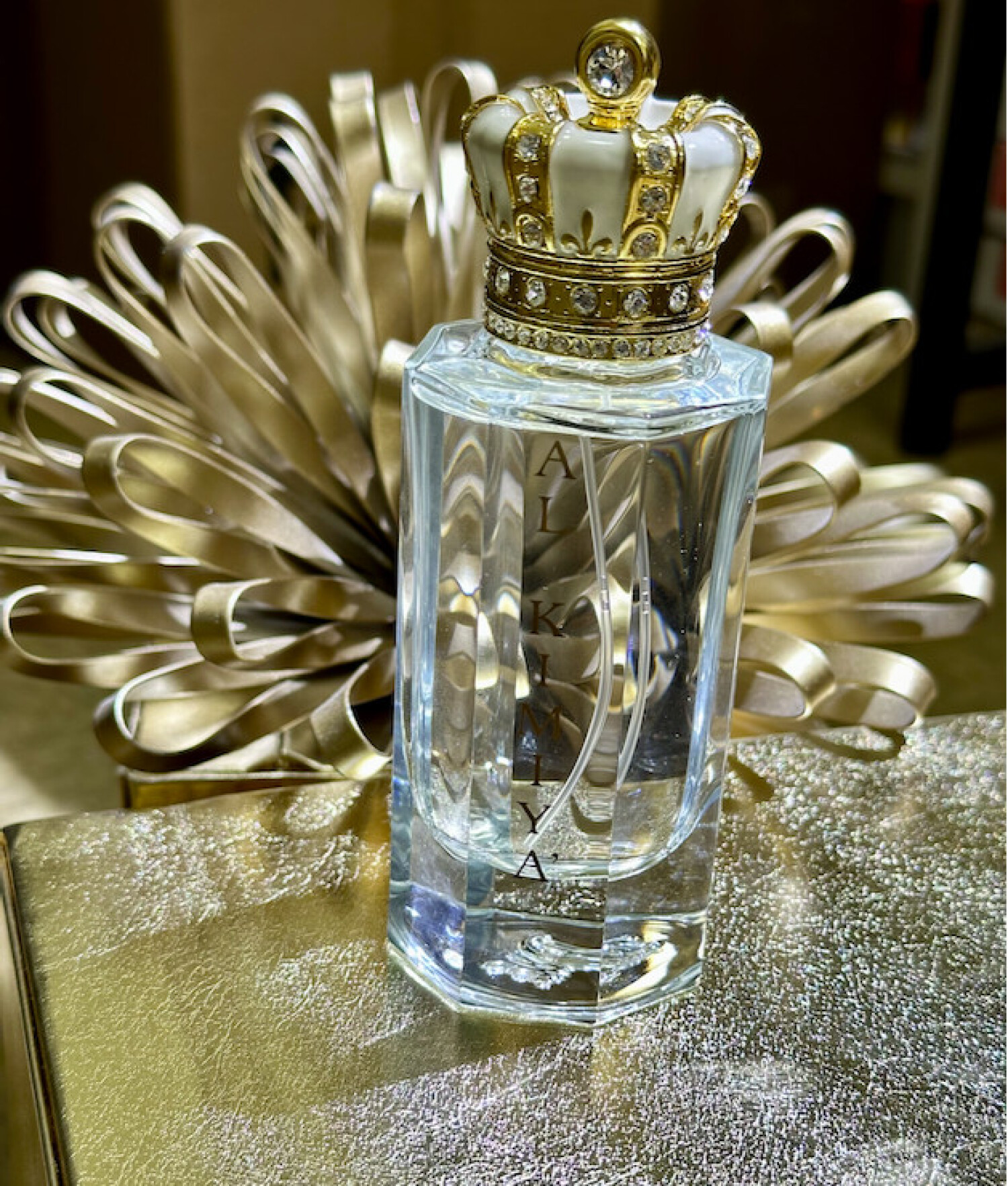 AL Kimiya Royal Crown perfume - a fragrance for women and men 2012