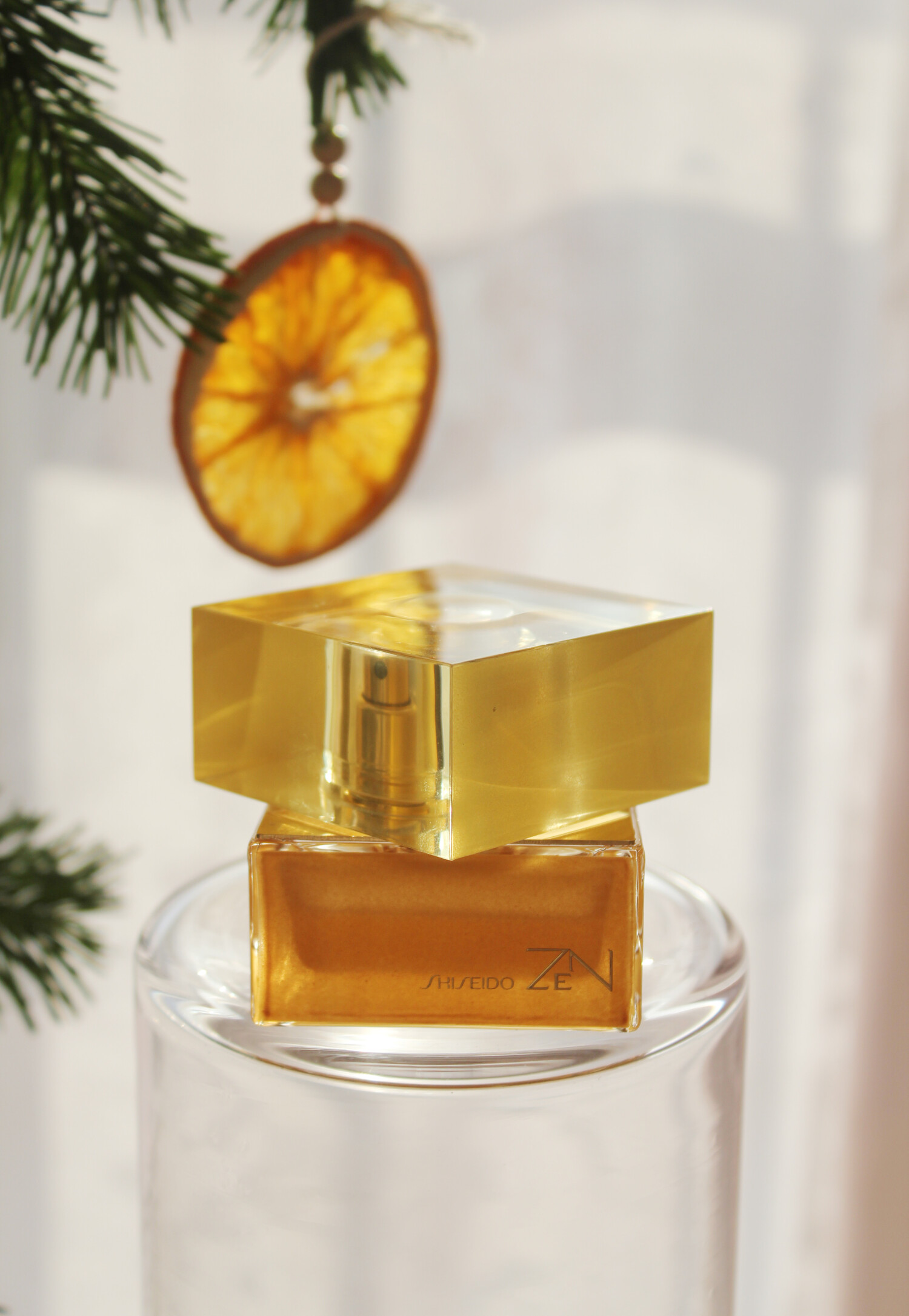 Zen Shiseido perfume - a fragrance for women 2007
