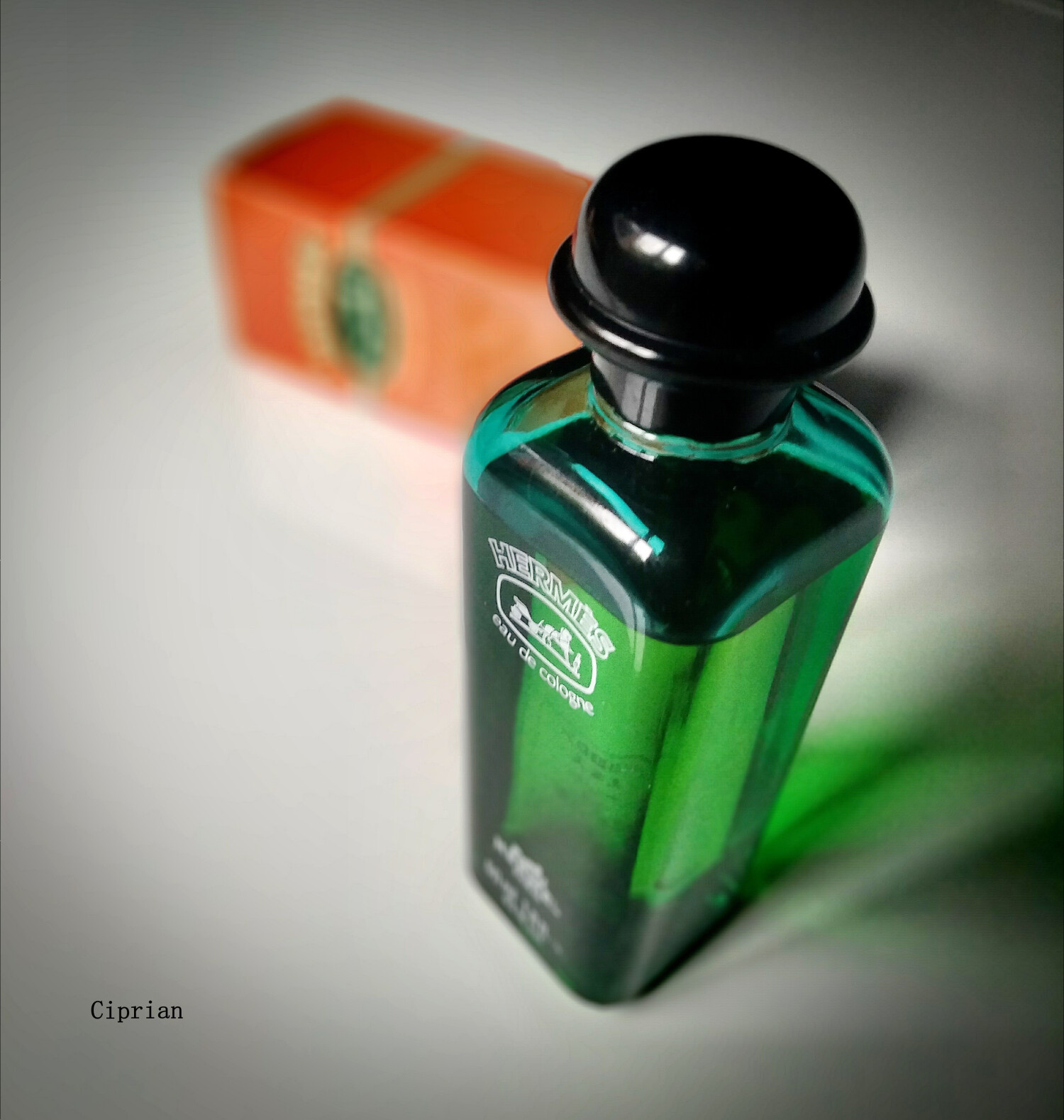 Eau de Cologne Hermes Hermès perfume - a fragrance for women and men 1953