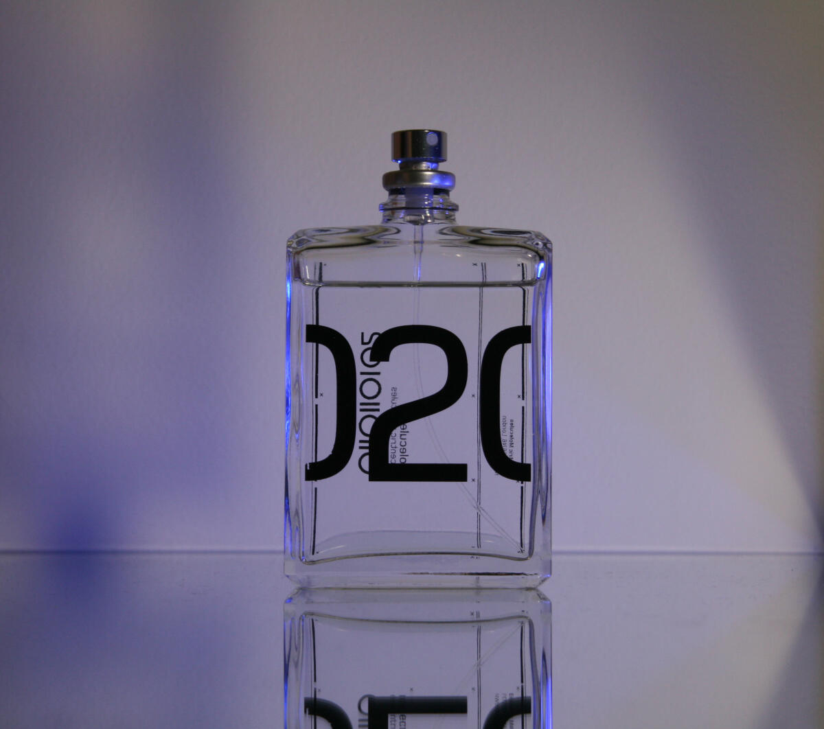 Molecule 02 Escentric Molecules perfume - a fragrance for women and men ...