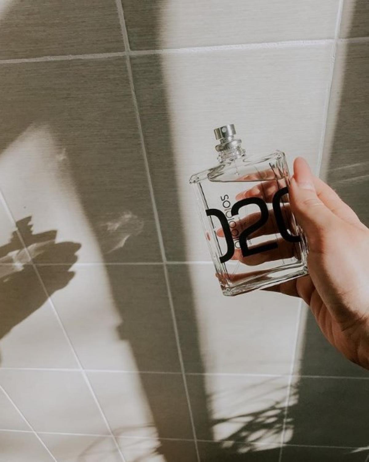 Molecule 02 Escentric Molecules perfume - a fragrance for women and men ...