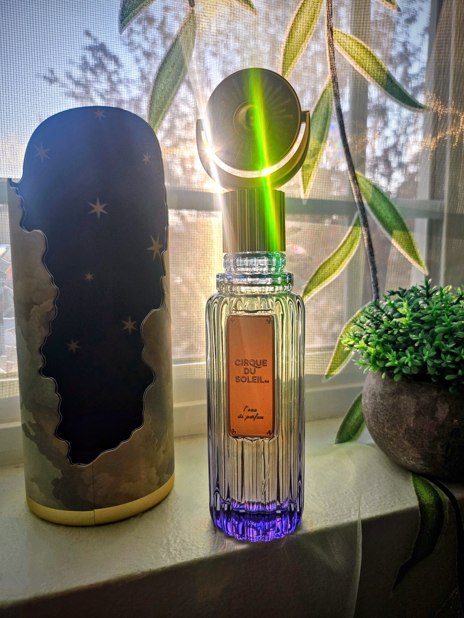 L'eau de Parfum Cirque du Soleil perfume - a fragrance for women and ...