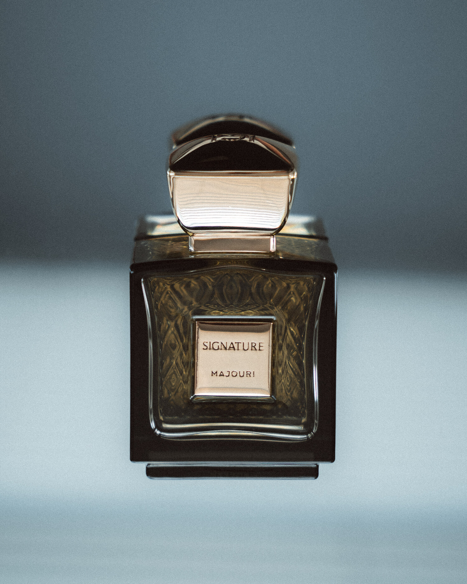 Signature Majouri Cologne - un parfum pour homme 2019