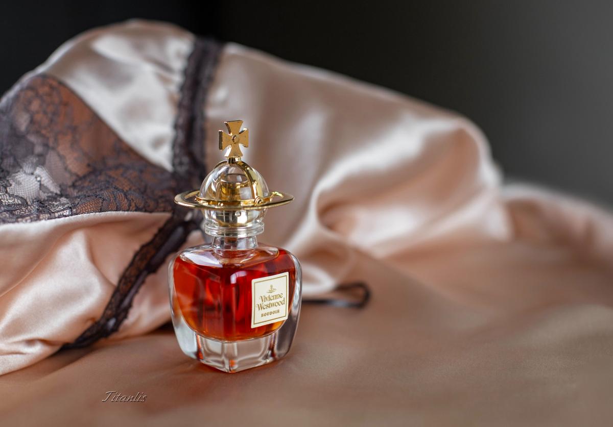 Boudoir Vivienne Westwood perfume - a fragrance for women 1998