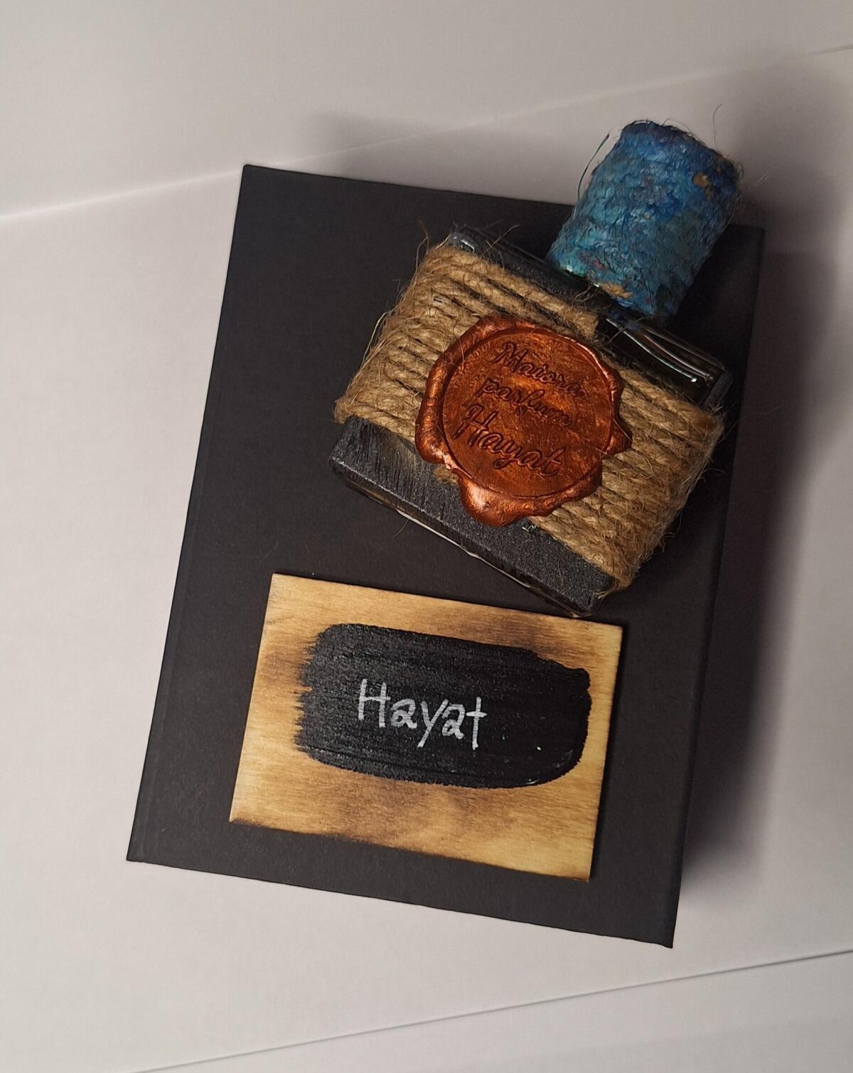 Hayat Maiora Parfum perfume - a fragrance for women and men 2023