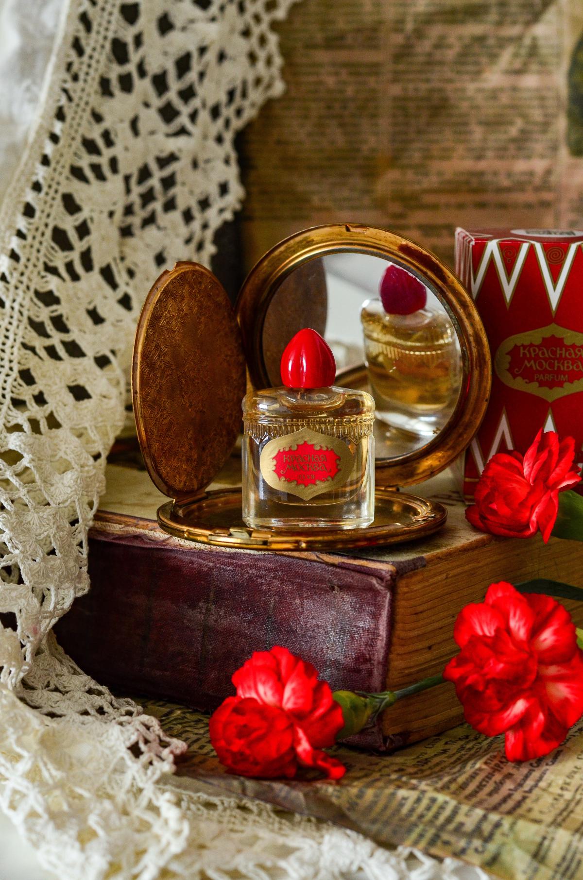 Красная Москва (Red Moscow) Новая Заря (The New Dawn) perfume - a ...