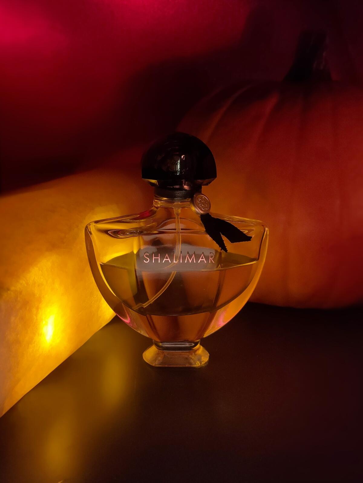 Shalimar Eau de Parfum Guerlain perfume - a fragrance for women 1990