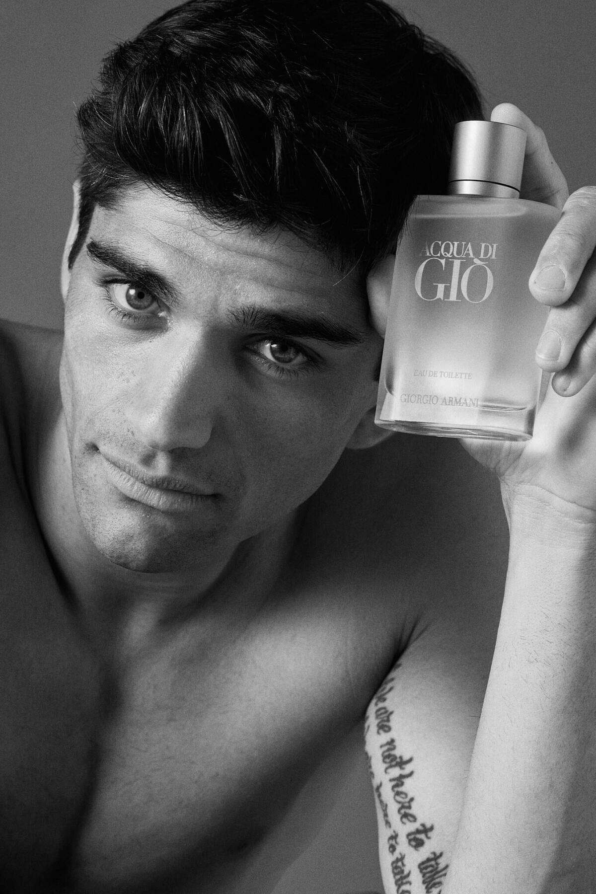 Acqua di Gio Giorgio Armani одеколон — аромат для мужчин 1996