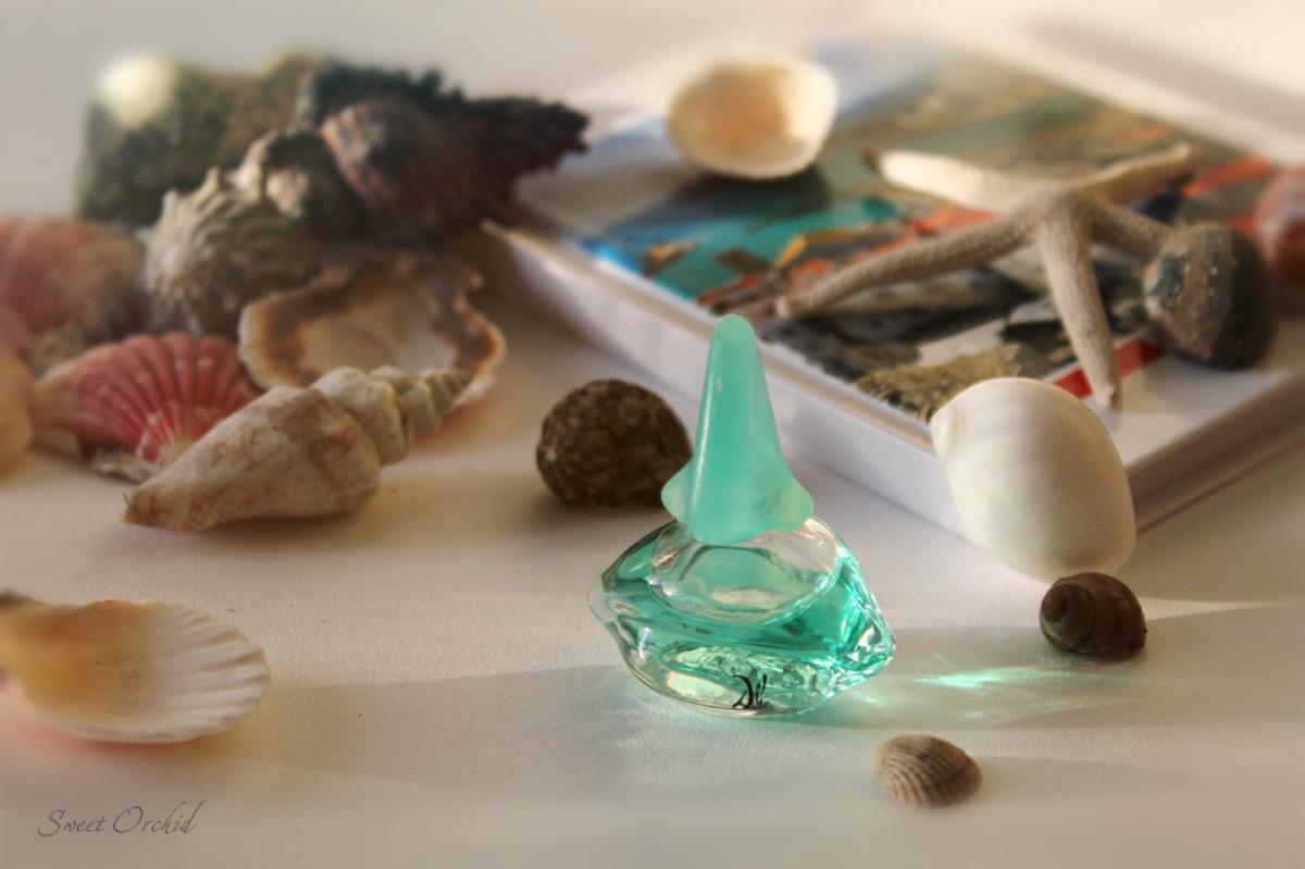 Laguna Salvador Dali perfume - a fragrance for women 1991