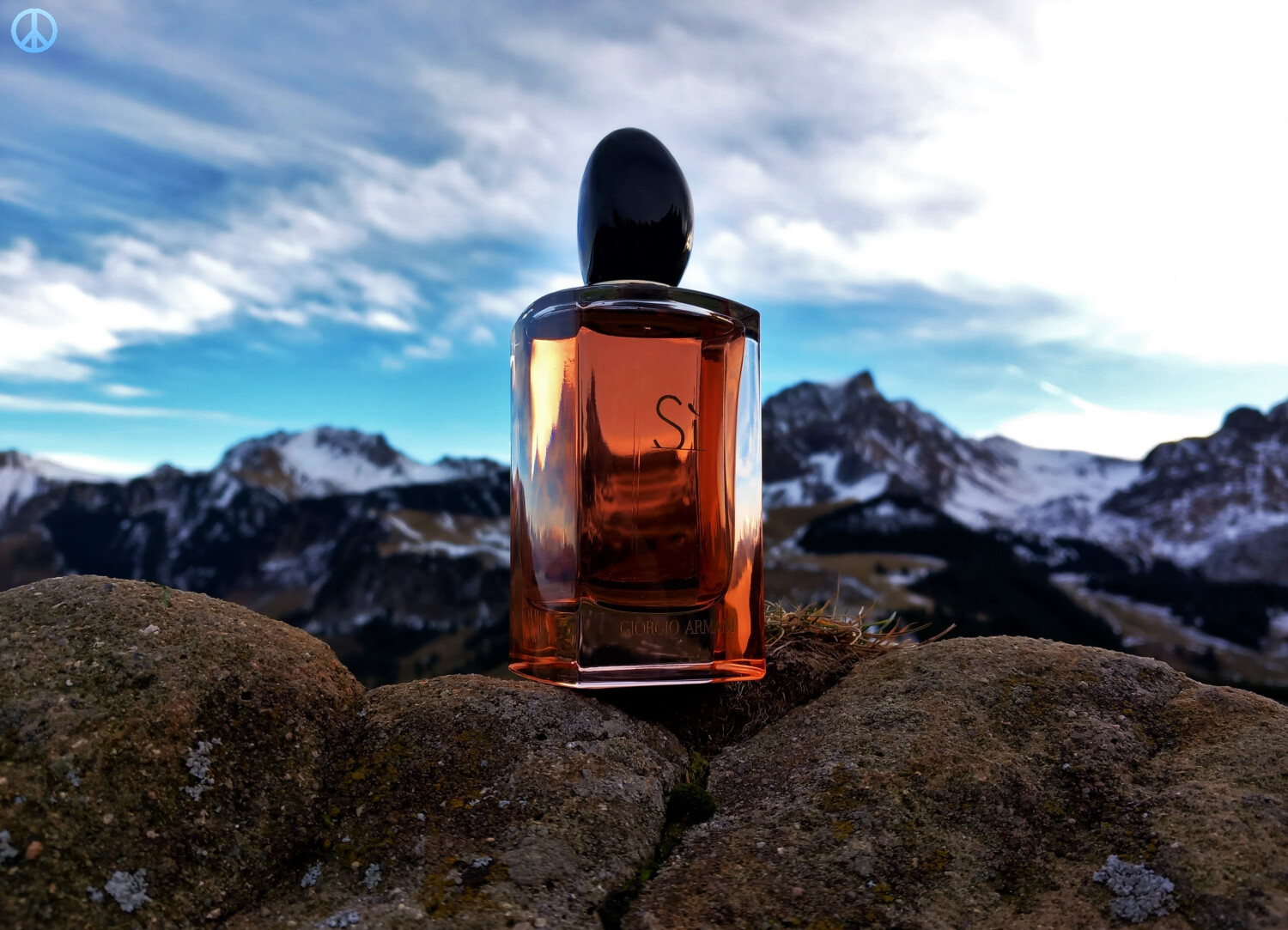 Sì Intense 2021 Giorgio Armani perfume - a fragrance for women 2021