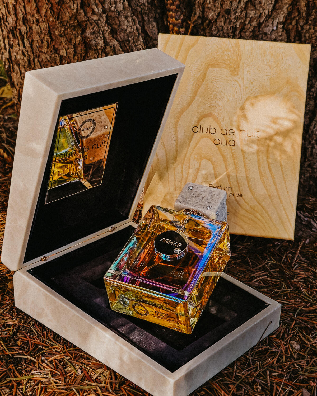 Club de Nuit Oud Armaf perfume - a fragrance for women and men 2023