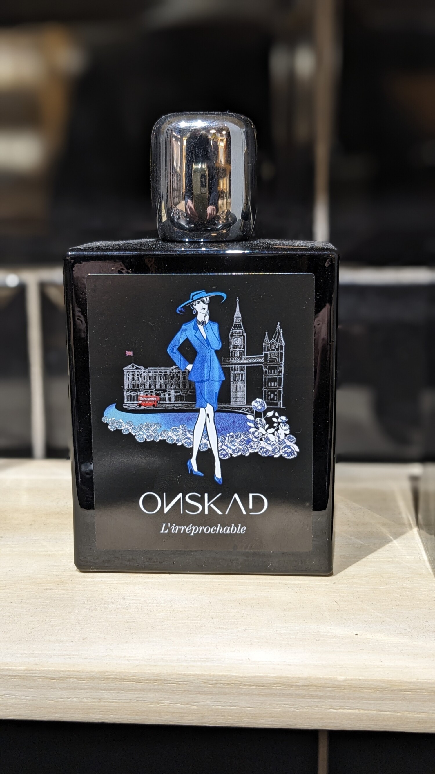 L’irreprochable Onskad perfume - a fragrance for women 2023